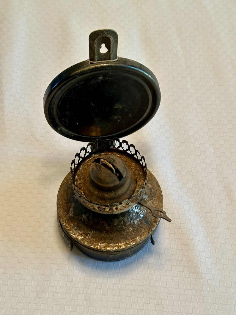 Vintage Lamplight Metal Wall Mount Oil Lamp, With Reflector - Etsy