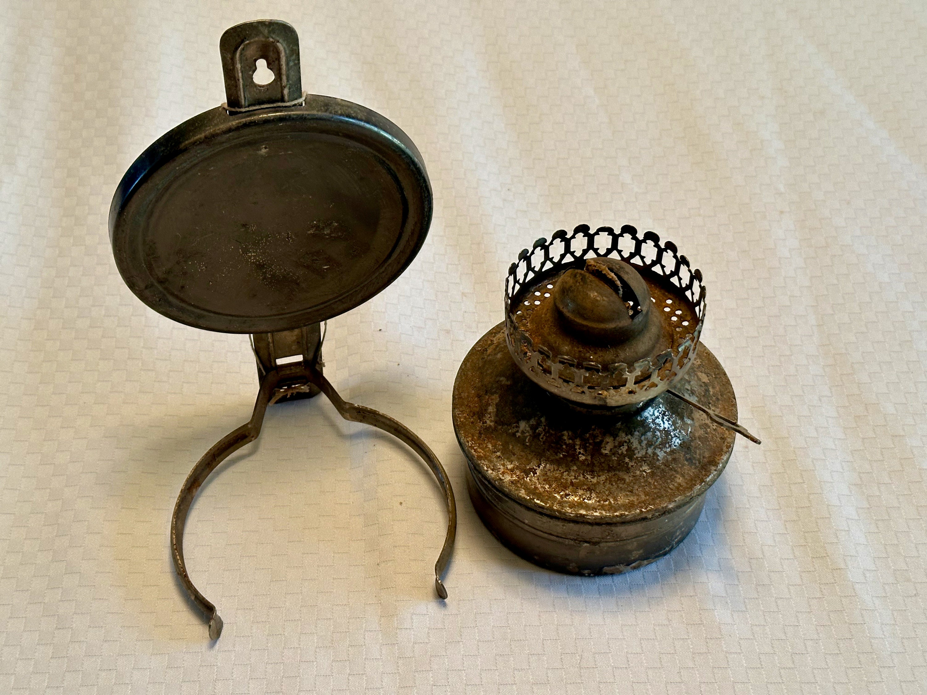 Vintage Lamplight Metal Wall Mount Oil Lamp, With Reflector - Etsy