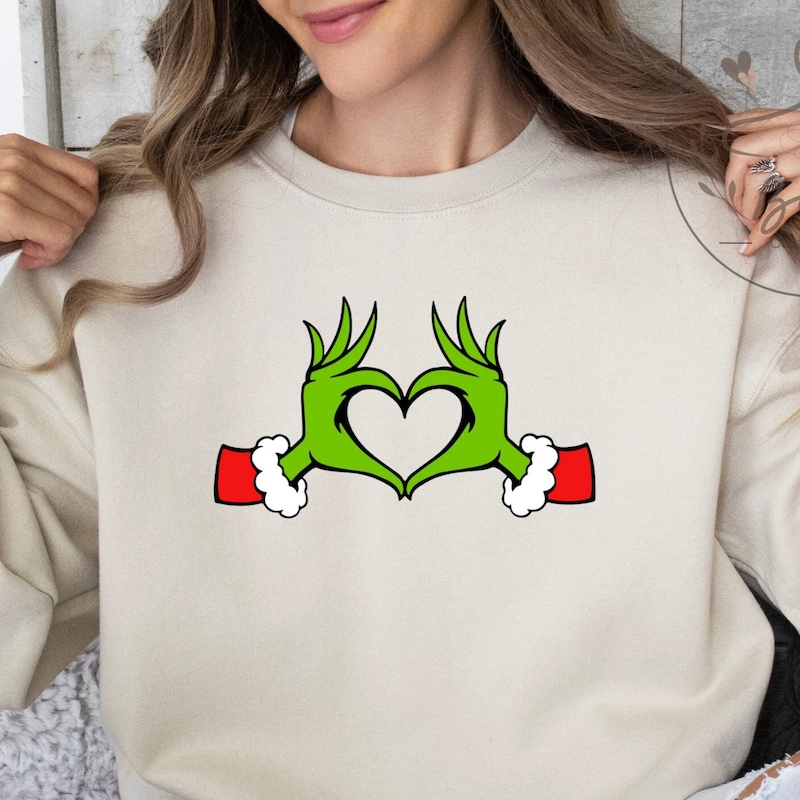 Grinch Heart Hands - Etsy