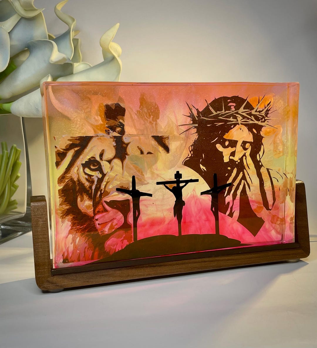 Resin Scene Display of Christ With Crown of Thorns, Lion, and ...