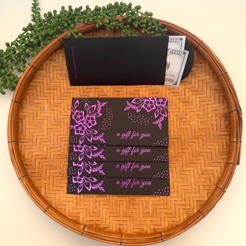 Hmong-inspired Money Envelopes for Special Occasions | Birthday, New ...