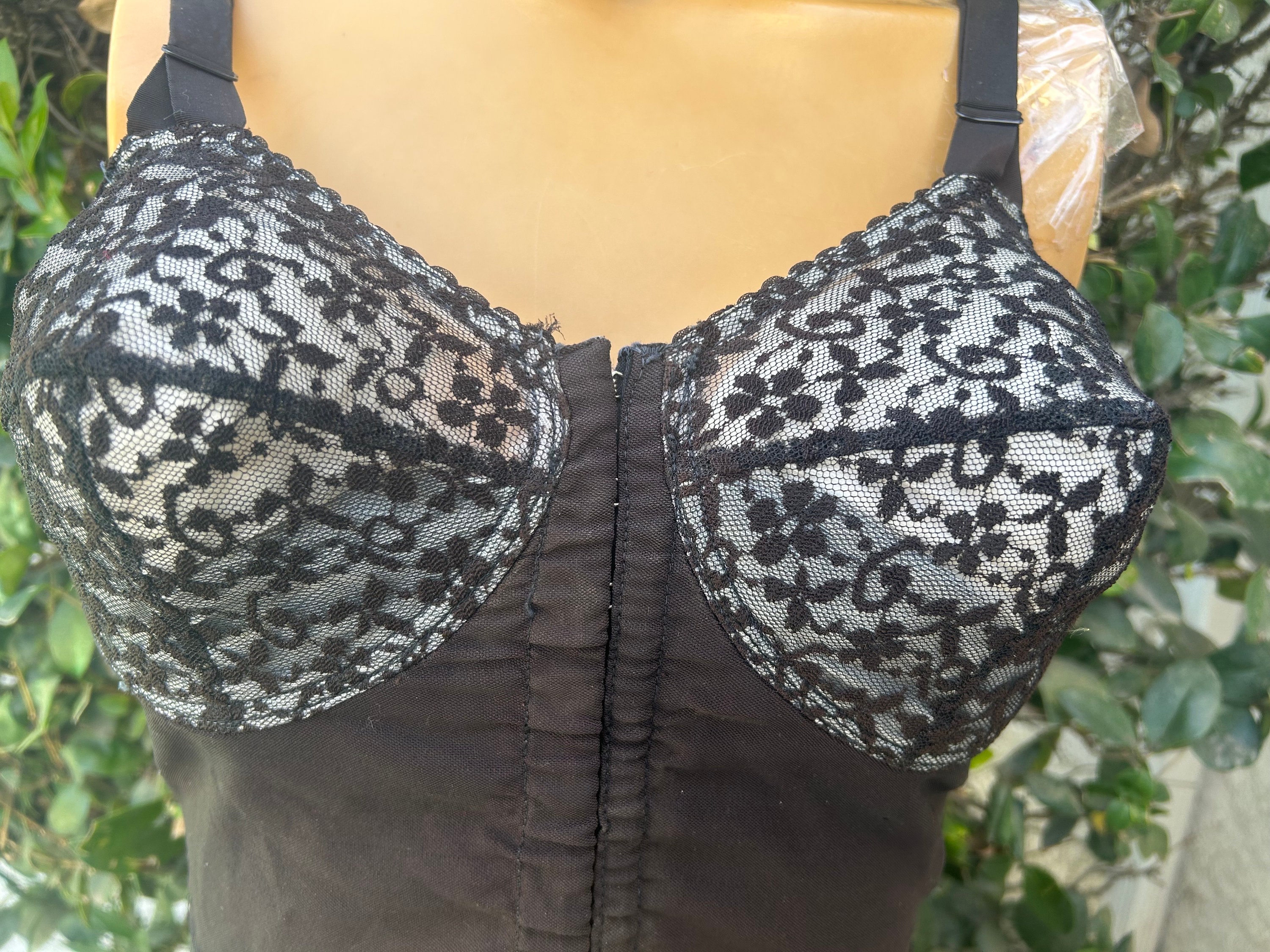 Vintage 1950s Black Pointed Bra Made By Flexees Bra Bust 34c Etsy