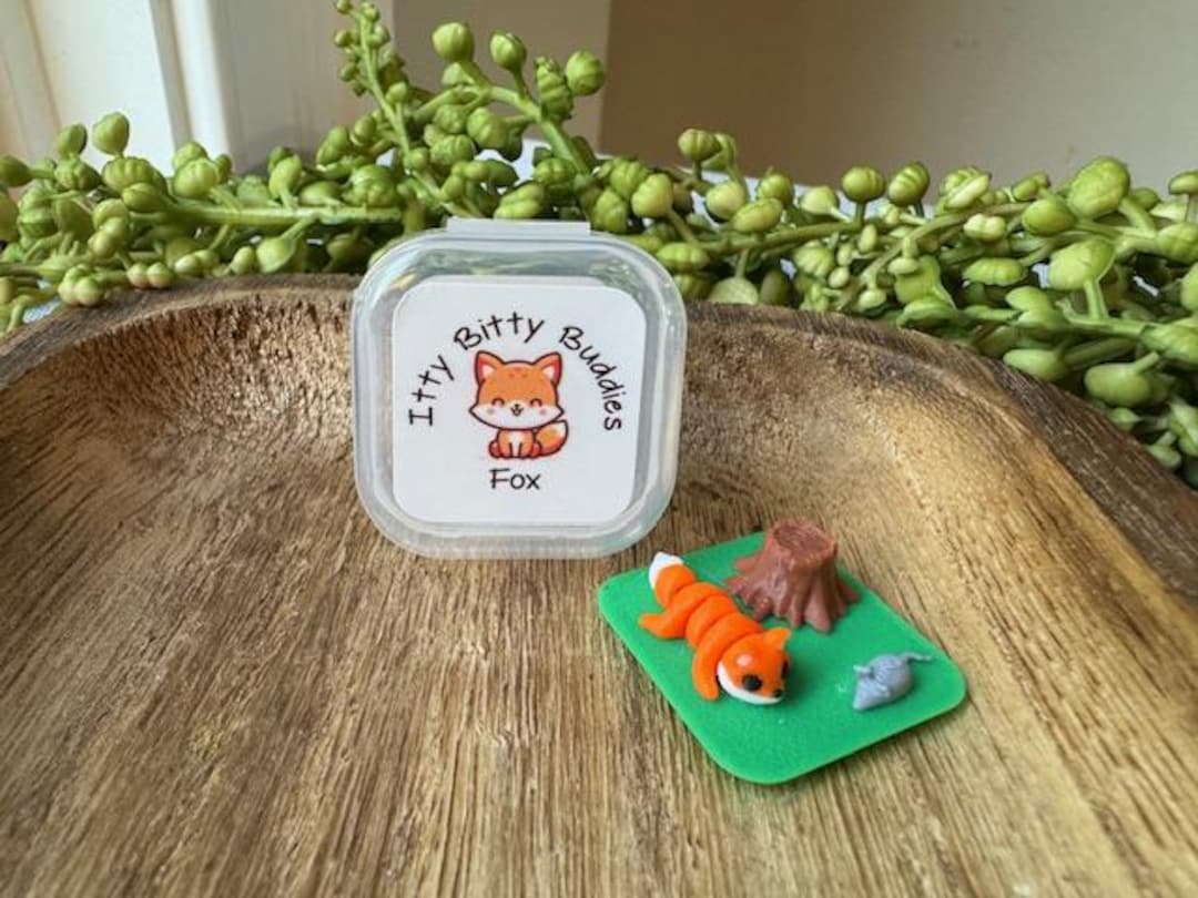 Miniature Fox Playset – Tiny Desk Pet, Pocket Pet, 3D Printed Flexi ...