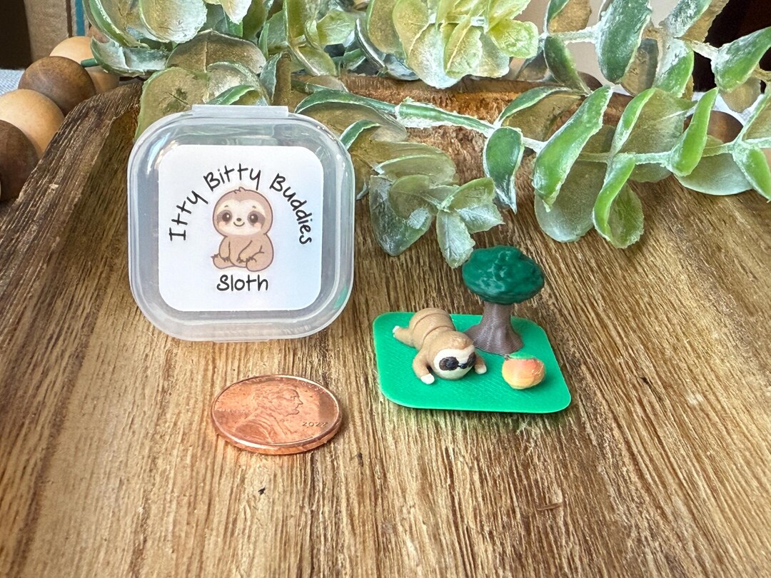 Miniature Sloth Playset: Itty Bitty Buddies 3D Printed Tiny Desk Pet ...