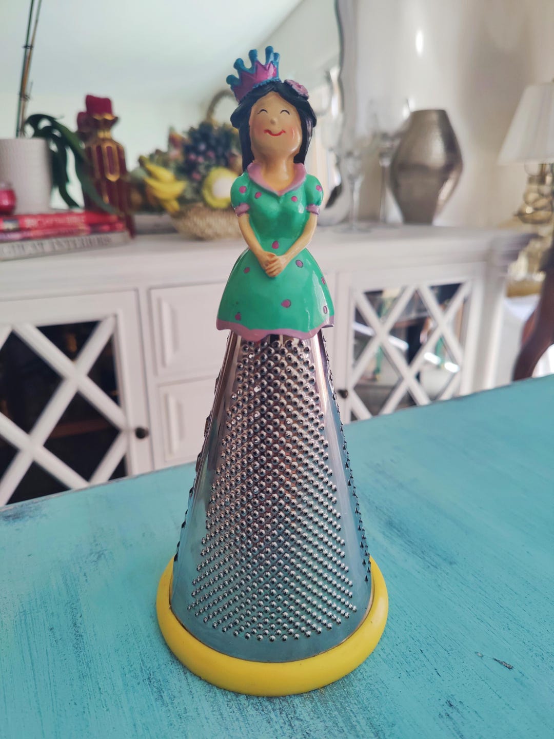 Vintage Grater Pylones Style Ma Dame Queen for Cheese and Veggies ...
