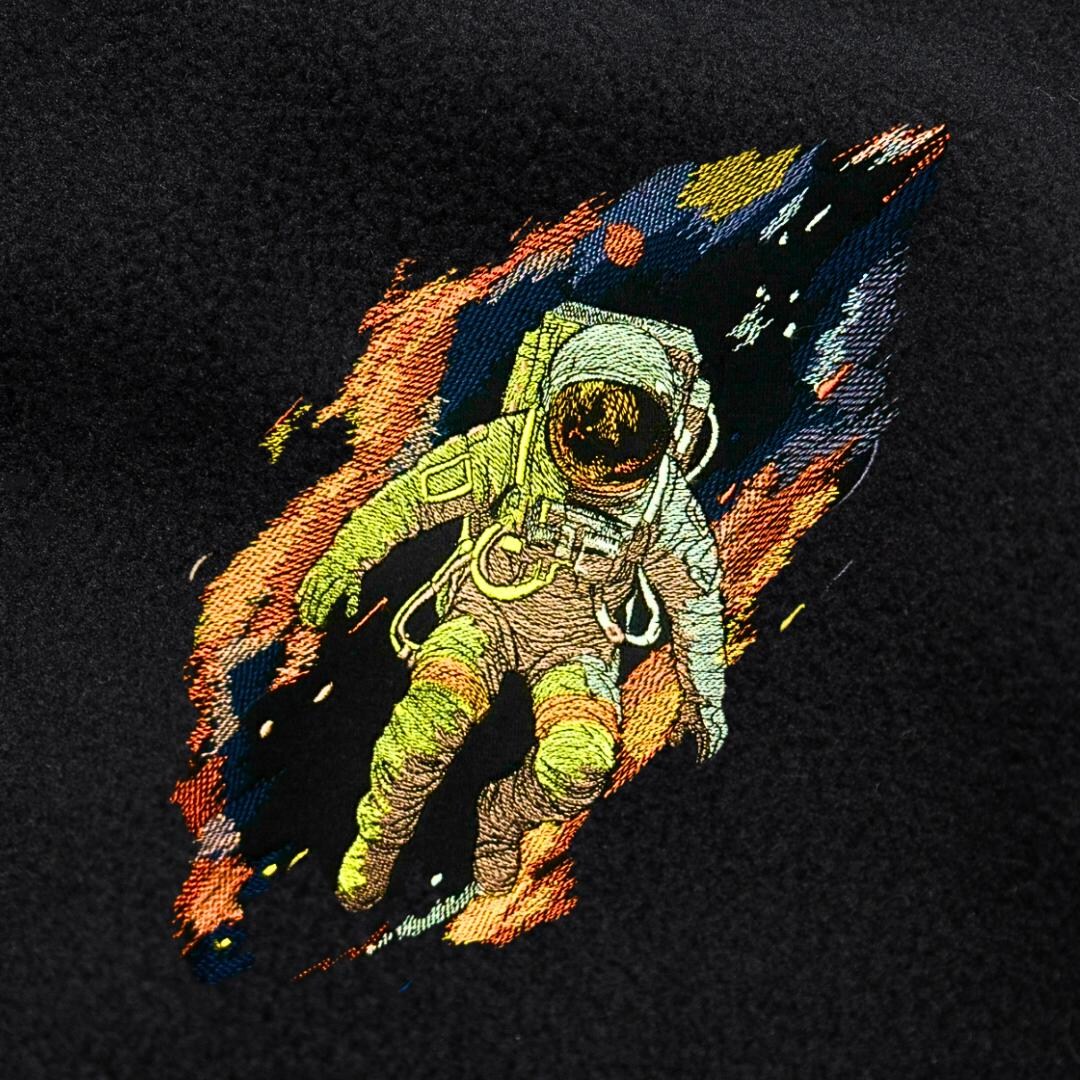 Astronaut in Space Machine Embroidery Design Flying Astronaut ...