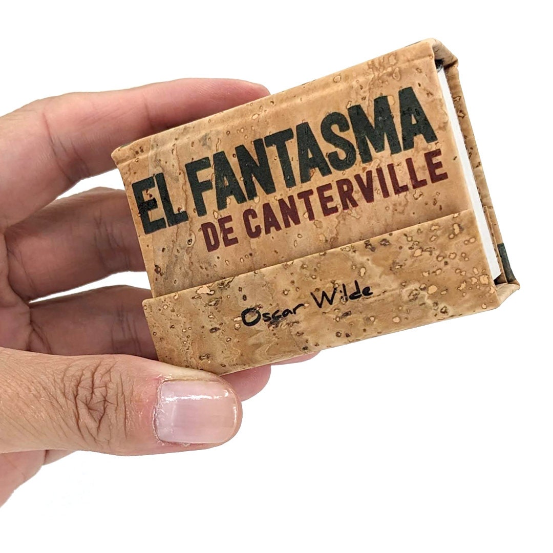 The Canterville Ghost, Oscar Wilde. Minibook in Spanish, HANDMADE in ...