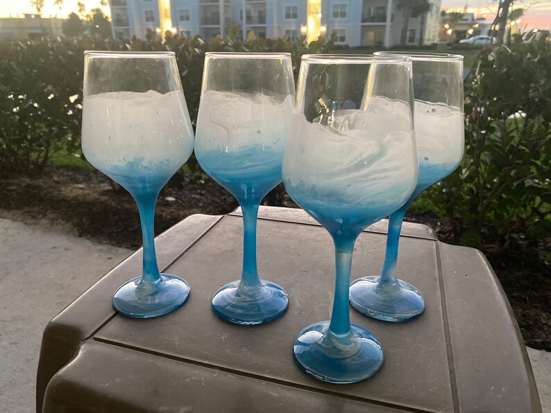 Made to Order: Resin Wave Wine Glass Set - Etsy