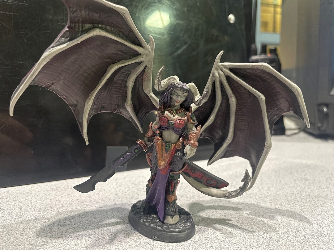 Demon Queen, Succubus, She-demon Miniature - Etsy