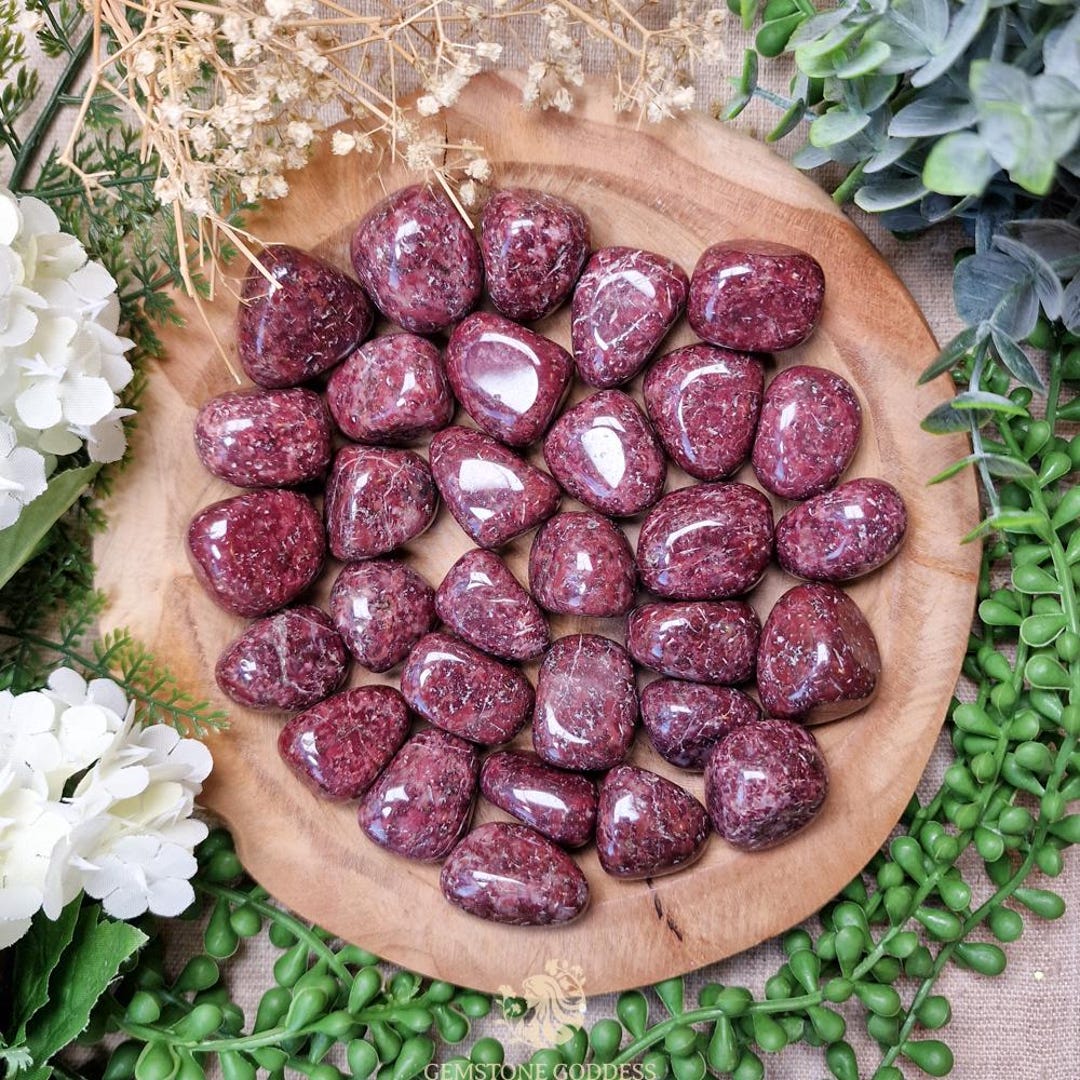 Red Wine Quartz Tumbled Stone, Crystal Gemstone Polished Natural High ...