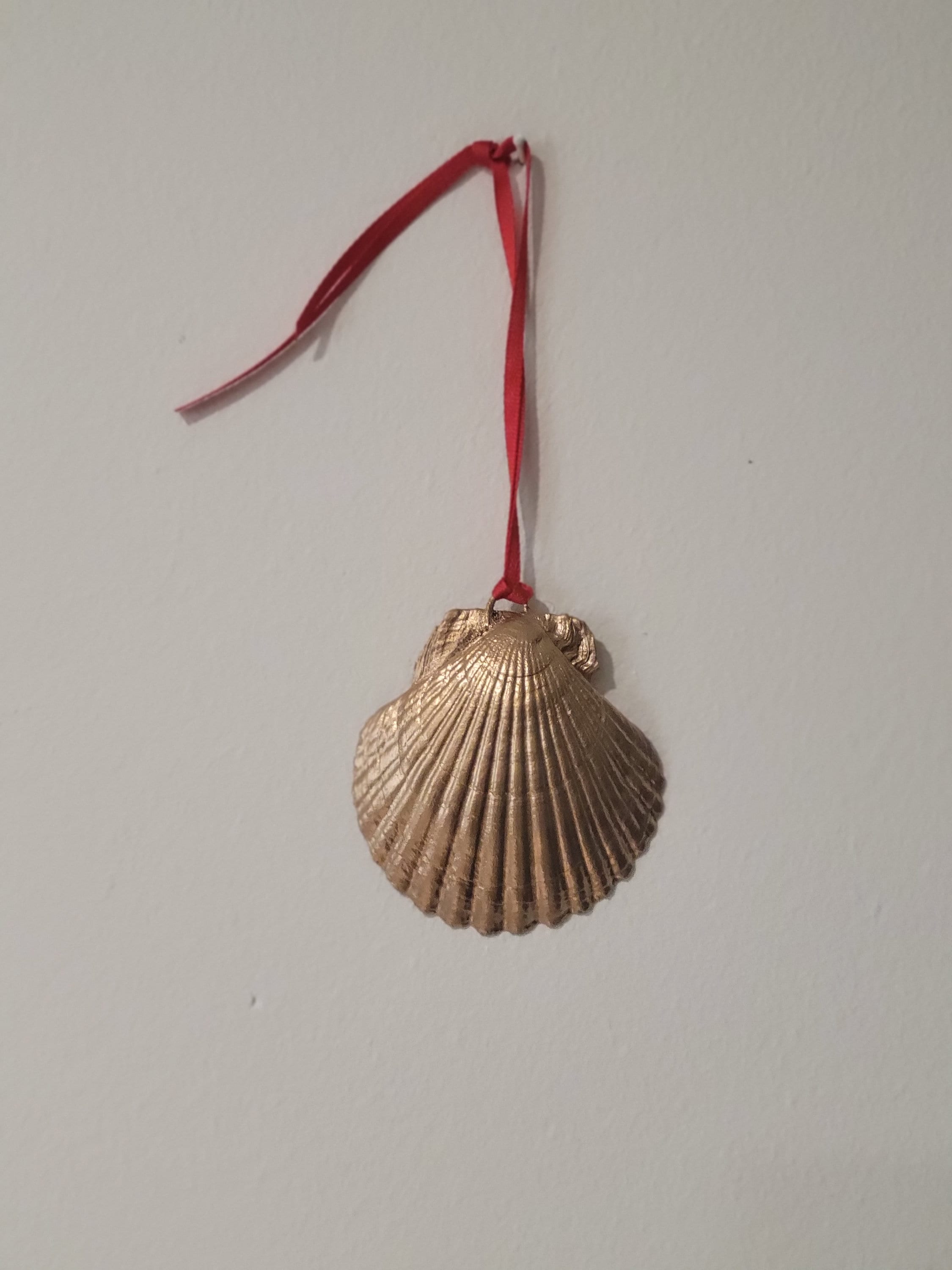 Santa Decoupage Scallop Shell Christmas Tree Ornament - Etsy