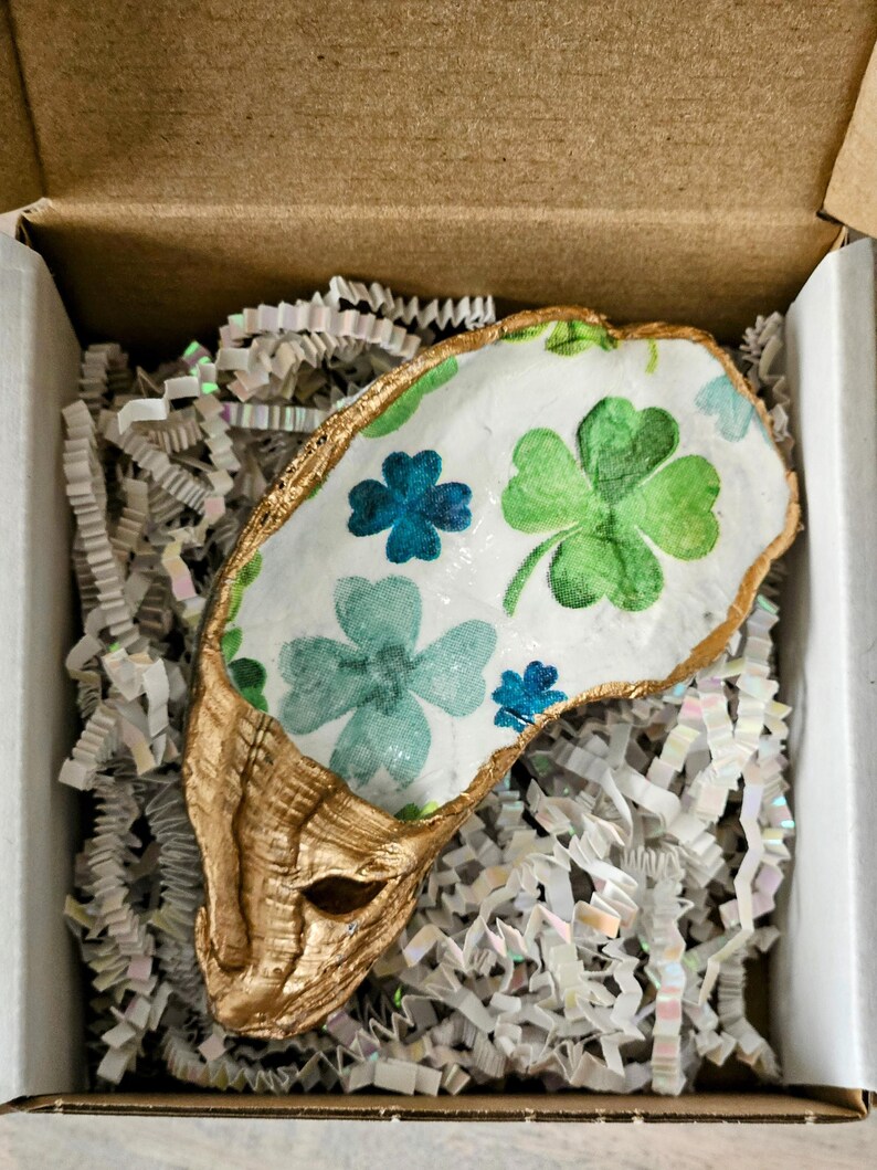 Lucky Irish Shamrock Decoupage Oyster Shell Ring/trinket Dish - Etsy