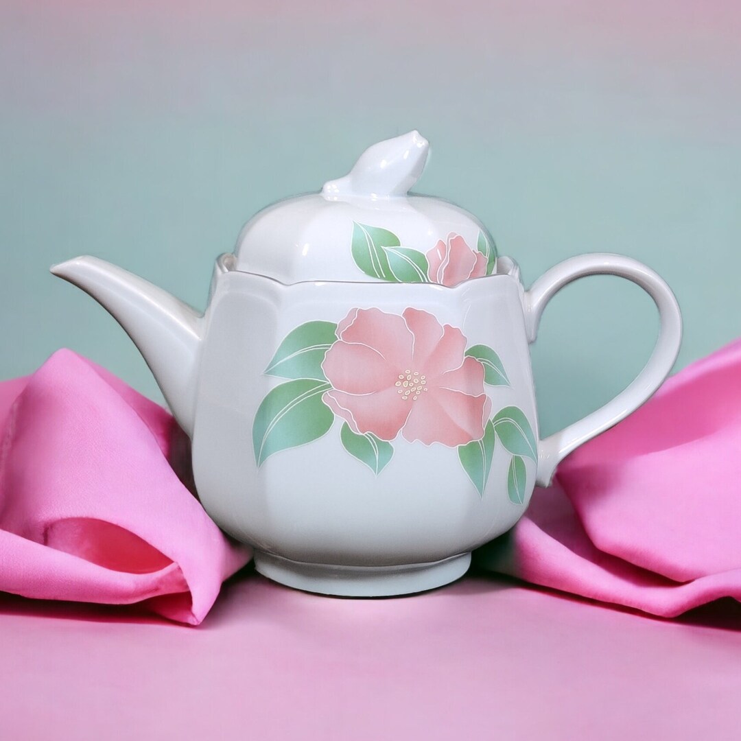 Vintage Porcelain Teapot by Kahla With Pastel Colored Flowers - Etsy