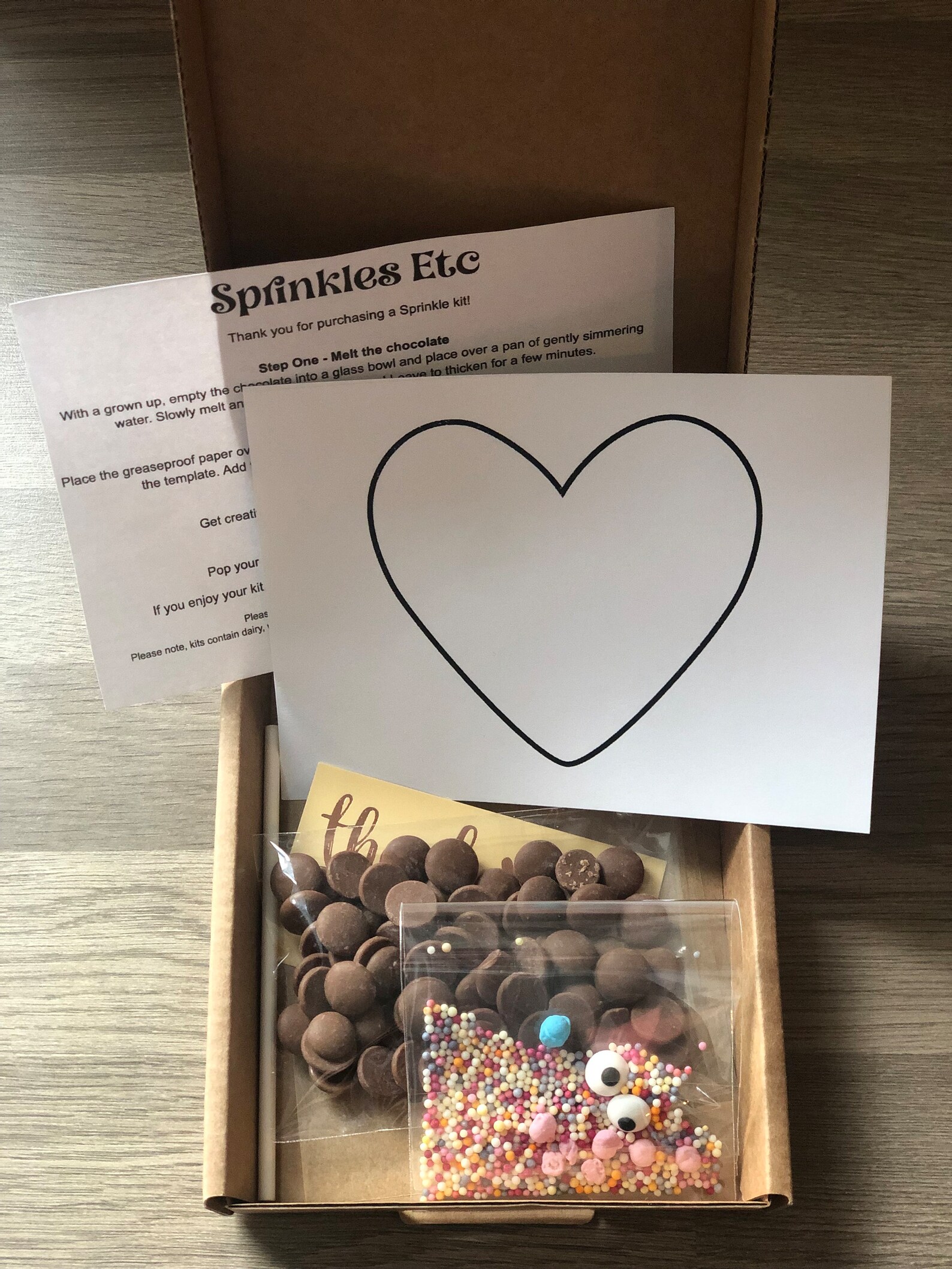 Heart Face Sprinkle Pop Kit 40g Make Your Own Chocolate Lollipop Kit ...