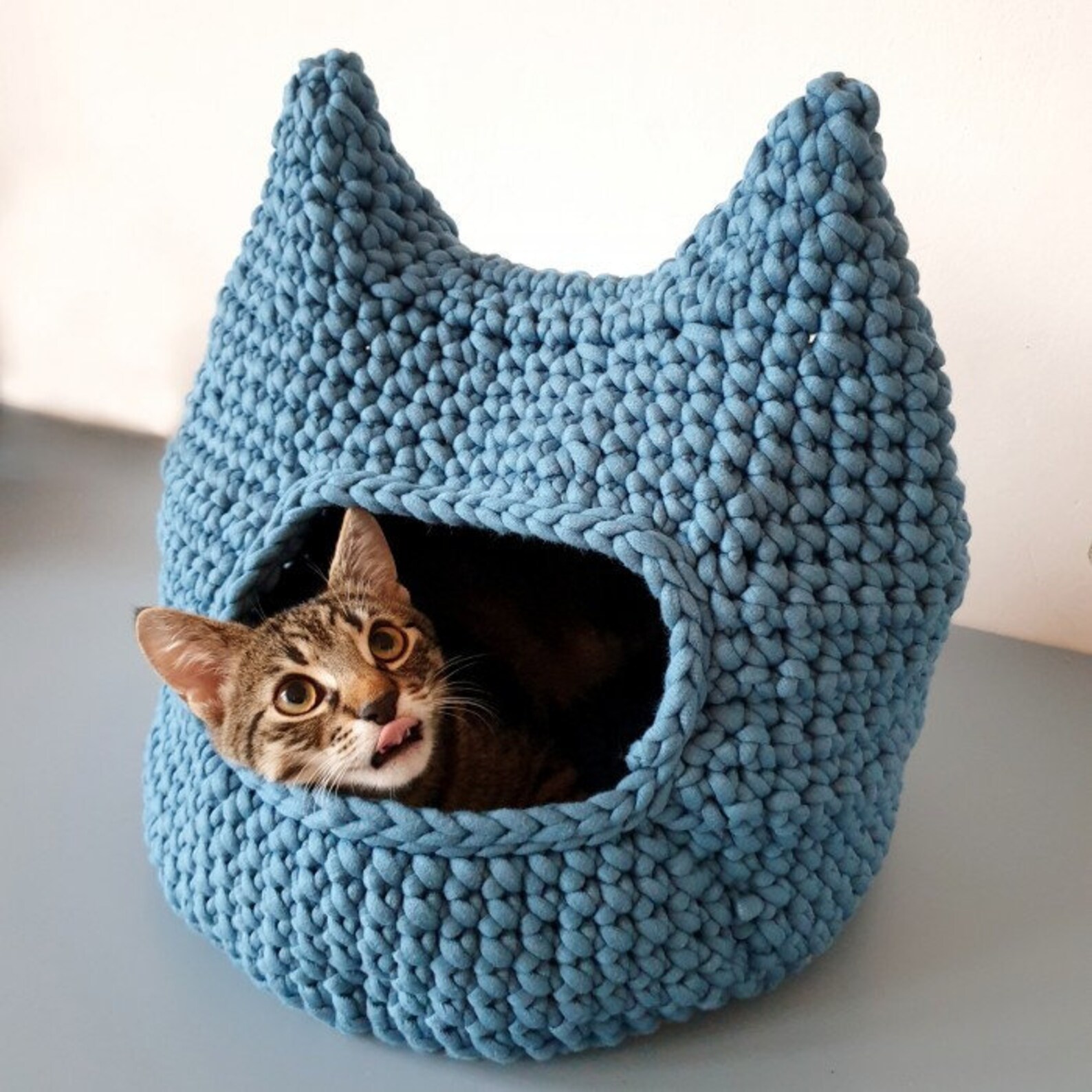 Crochet Cat House Pattern Cozy and Stylish Cat Bed Instant Download PDF ...