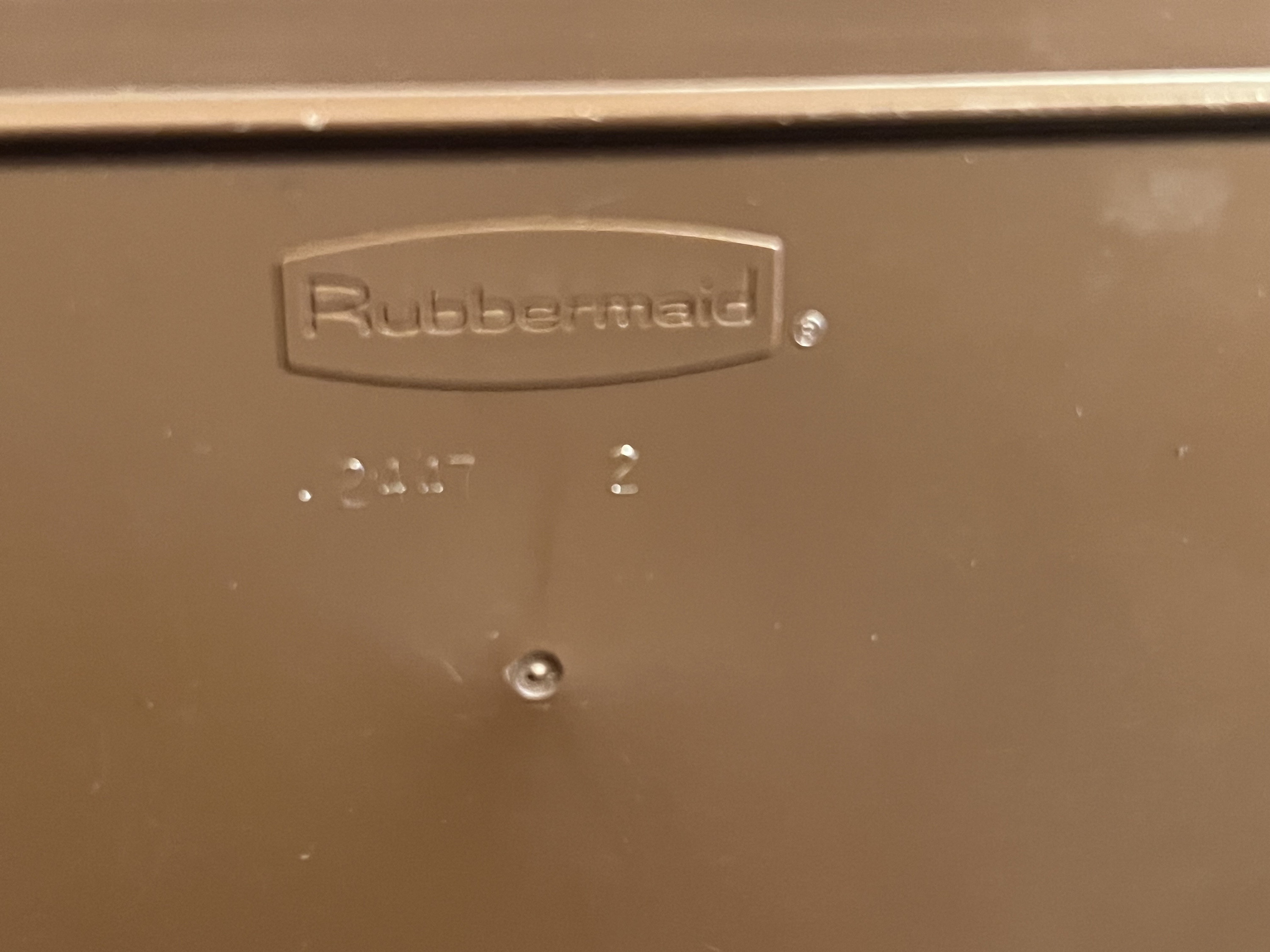 Vintage Rubbermaid Recipe Box With ABC Dividers; Dark Brown and Cream ...