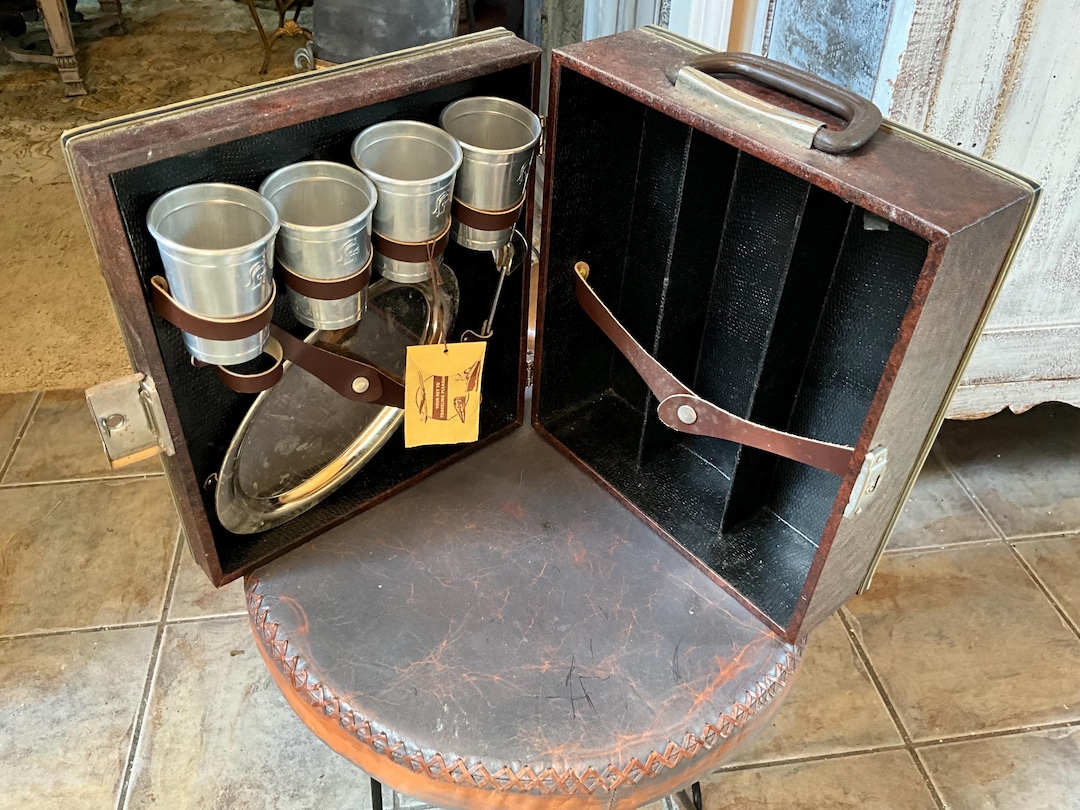 Vintage Travel Bar Cases; the Original Trav-l-bar by Ever-wear With Key ...