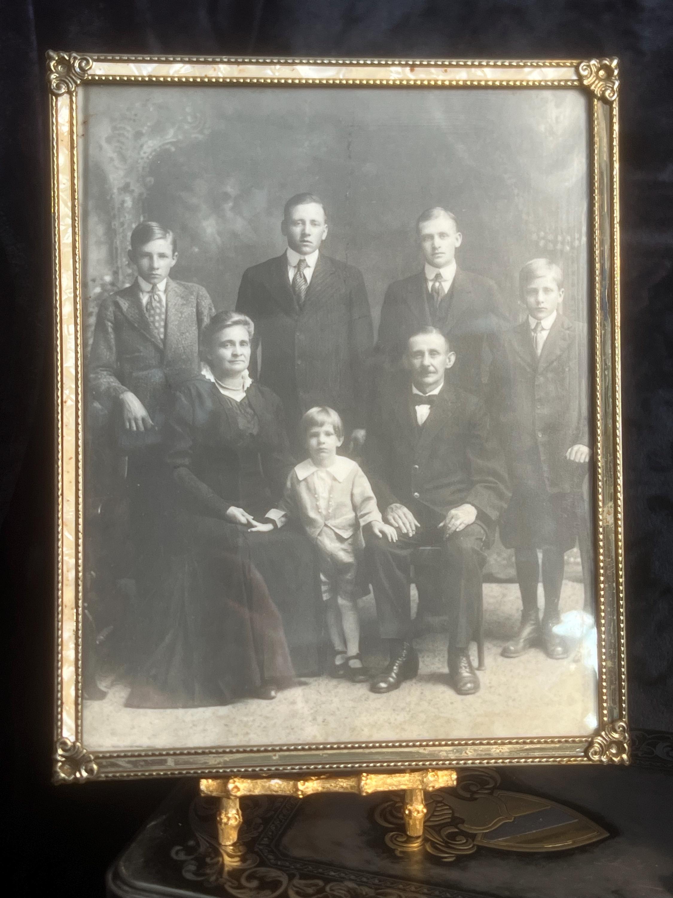 Antique Framed Portraits; Framed Victorian/edwardian Family Portrait ...
