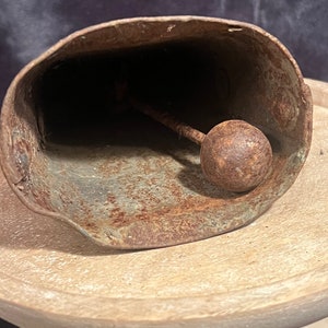 Gorgeous Antique Rustic Authentic Cow Bell; Primitive Bull Bell; Loud ...