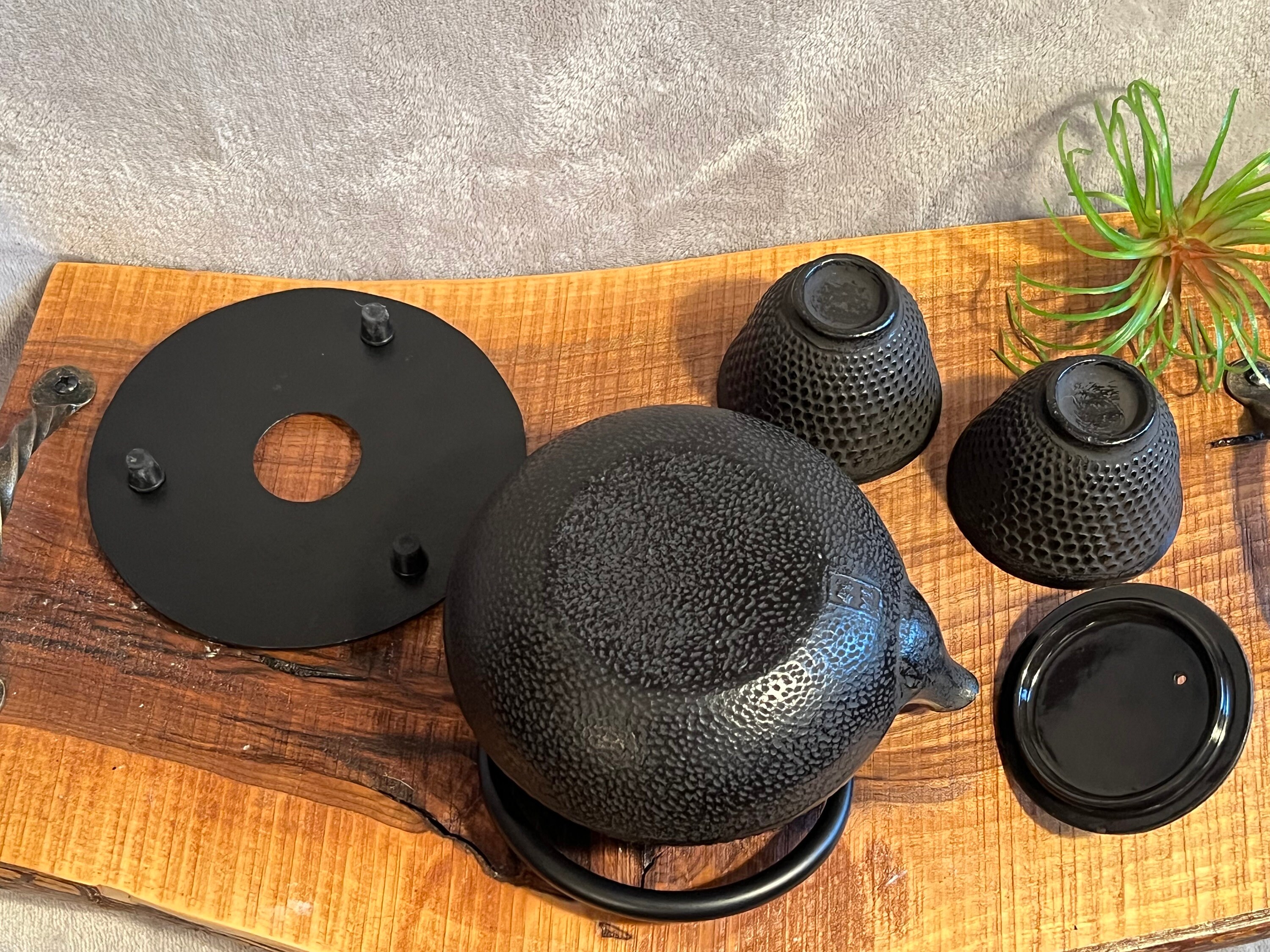 Signed Japanese Iron Nambu Teapot With Hot Plate and 2 Cups Ochoa ...