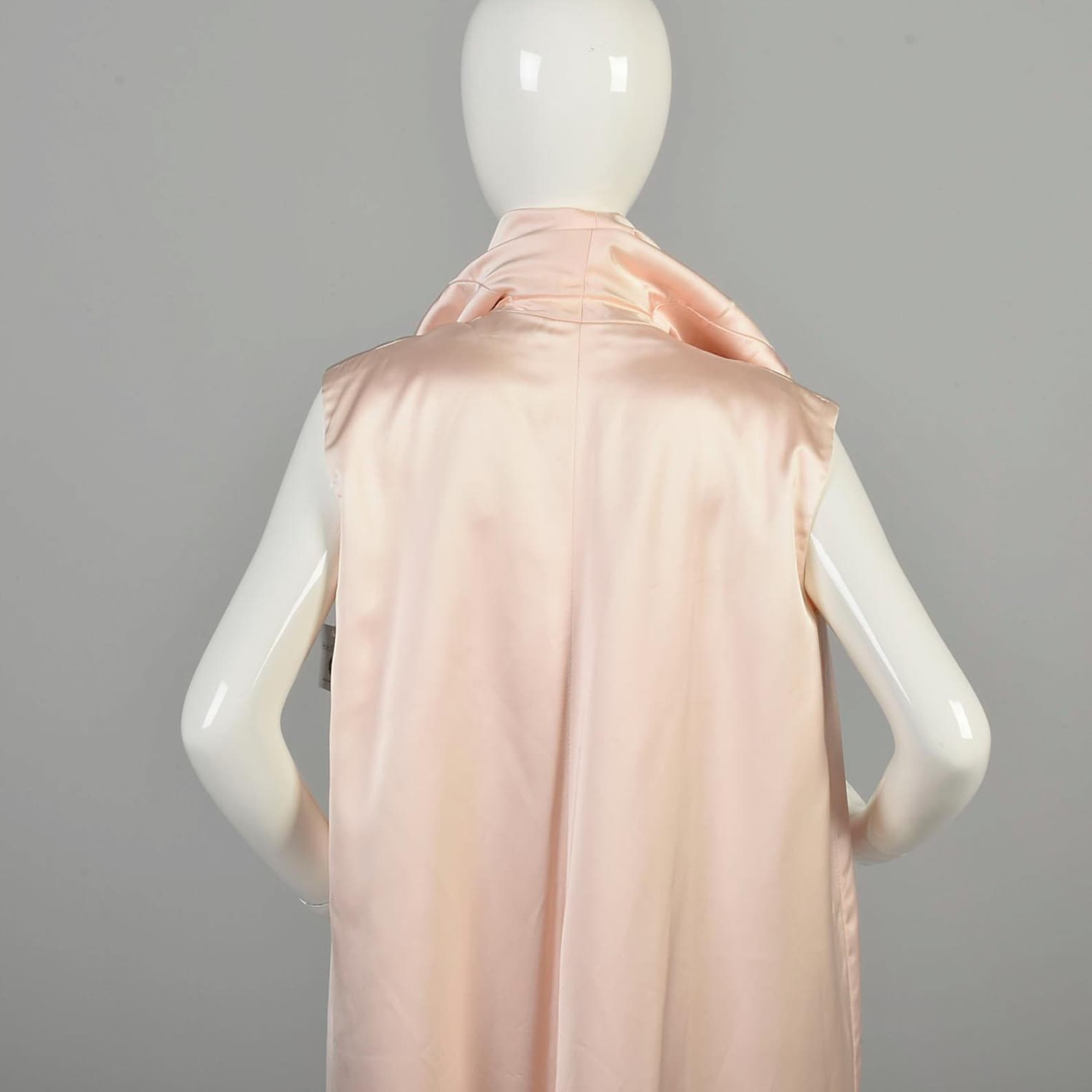 L-XL 1960s Satin Cape Baby Pink Front Tie Wide Shawl Collar Gilet ...