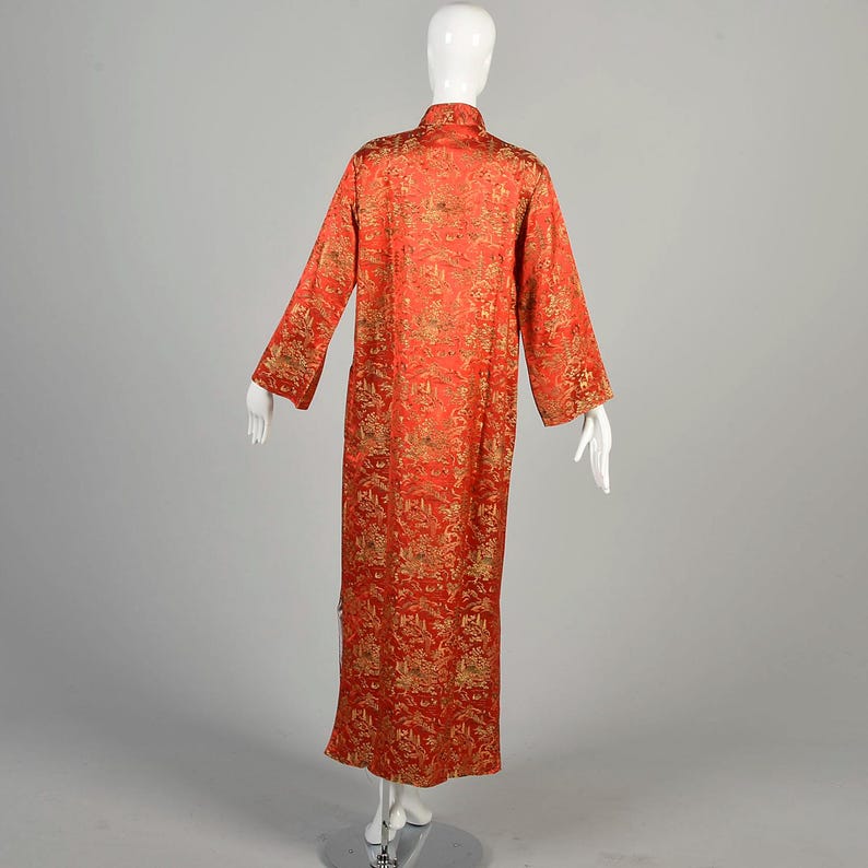 Medium Vintage 1990s Red and Gold Brocade Japanese Robe With Frog ...
