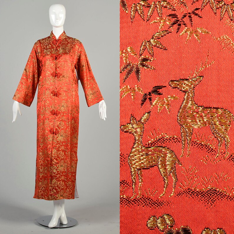 Medium Vintage 1990s Red and Gold Brocade Japanese Robe With Frog ...