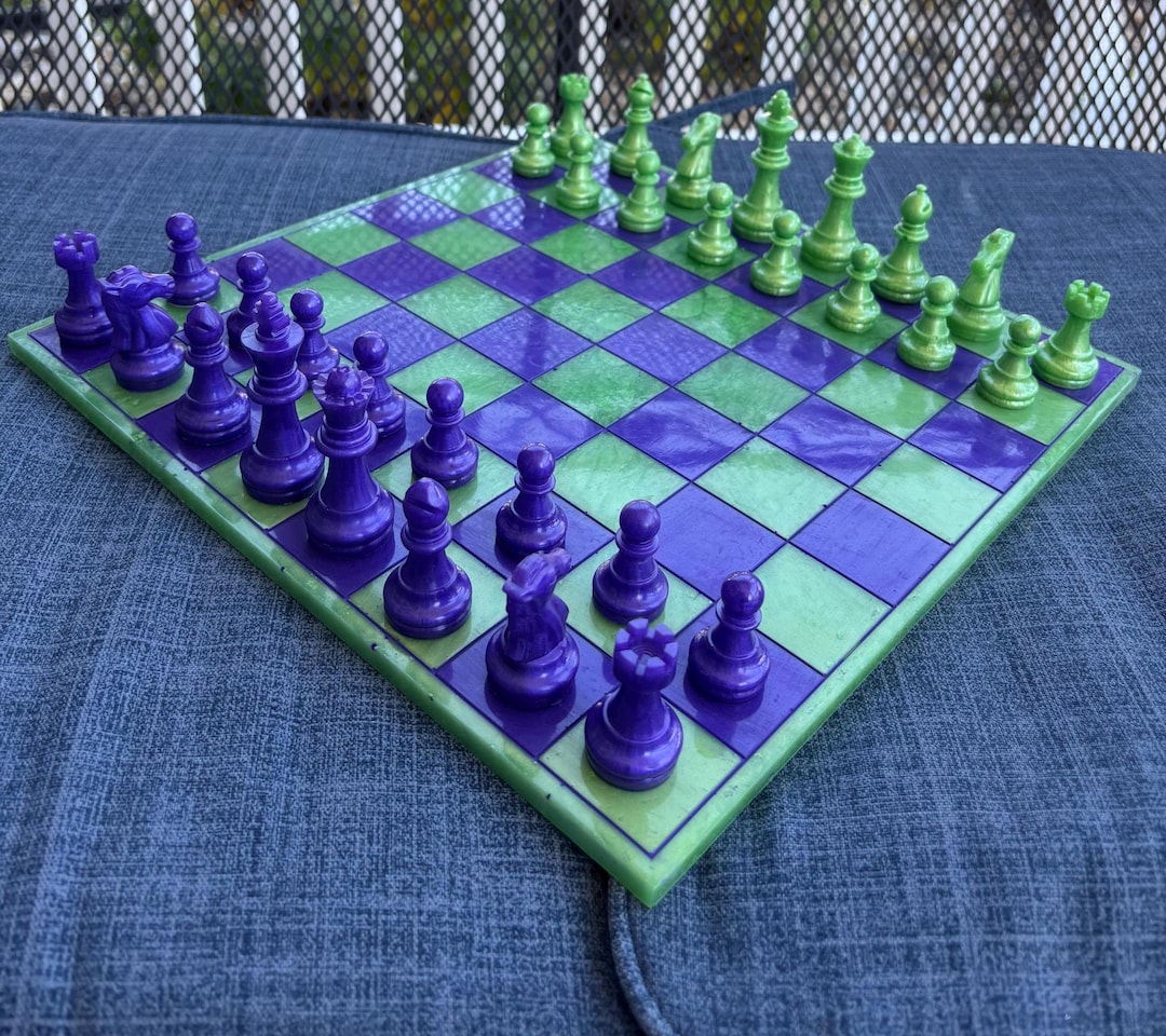 Green and Purple Chess Set, Resin Chess Set, Customizable - Etsy