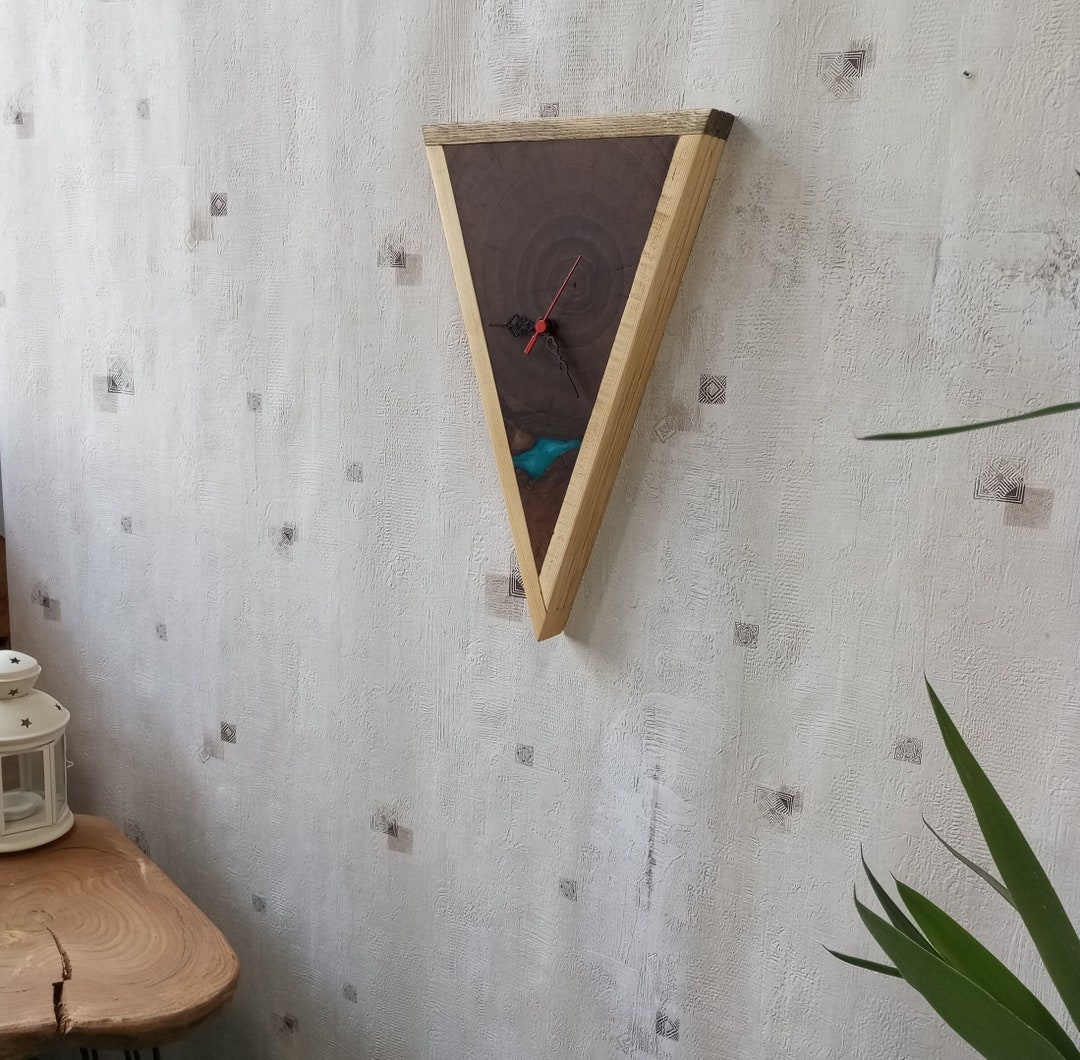 WHALNUT Wooden Wall Clock, Unique Wall Clock, Triangle Wall Clock, Live ...