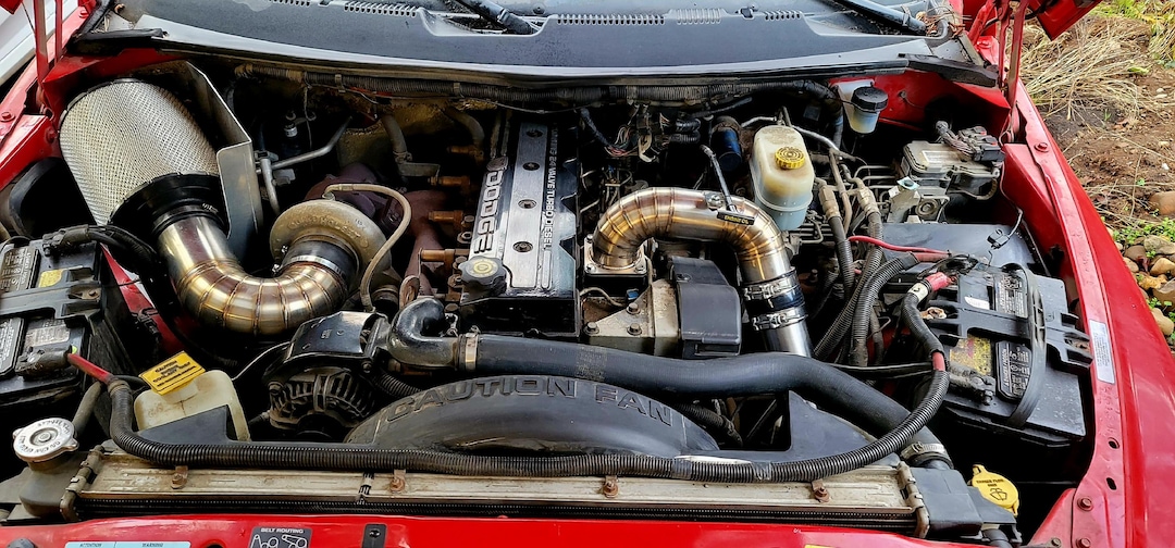 Intake Horn and Cold Side Piping Kit for 5.9L 12/24V Cummins Engines in ...