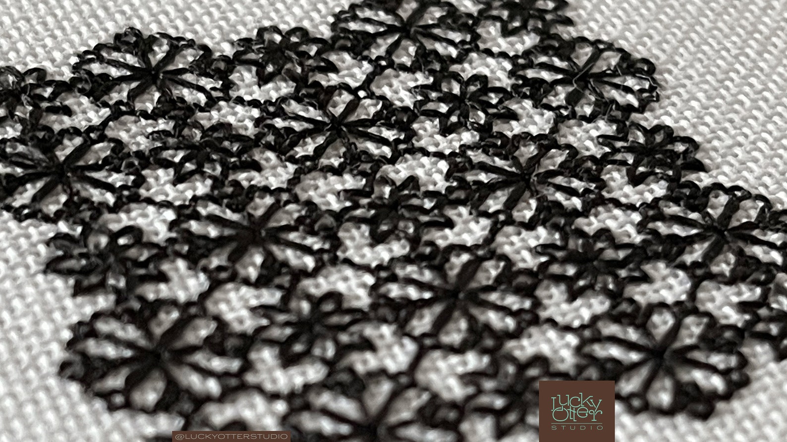 Grandmas Lace Blackwork Embroidery Chart, Geometric Blackwork Cross ...