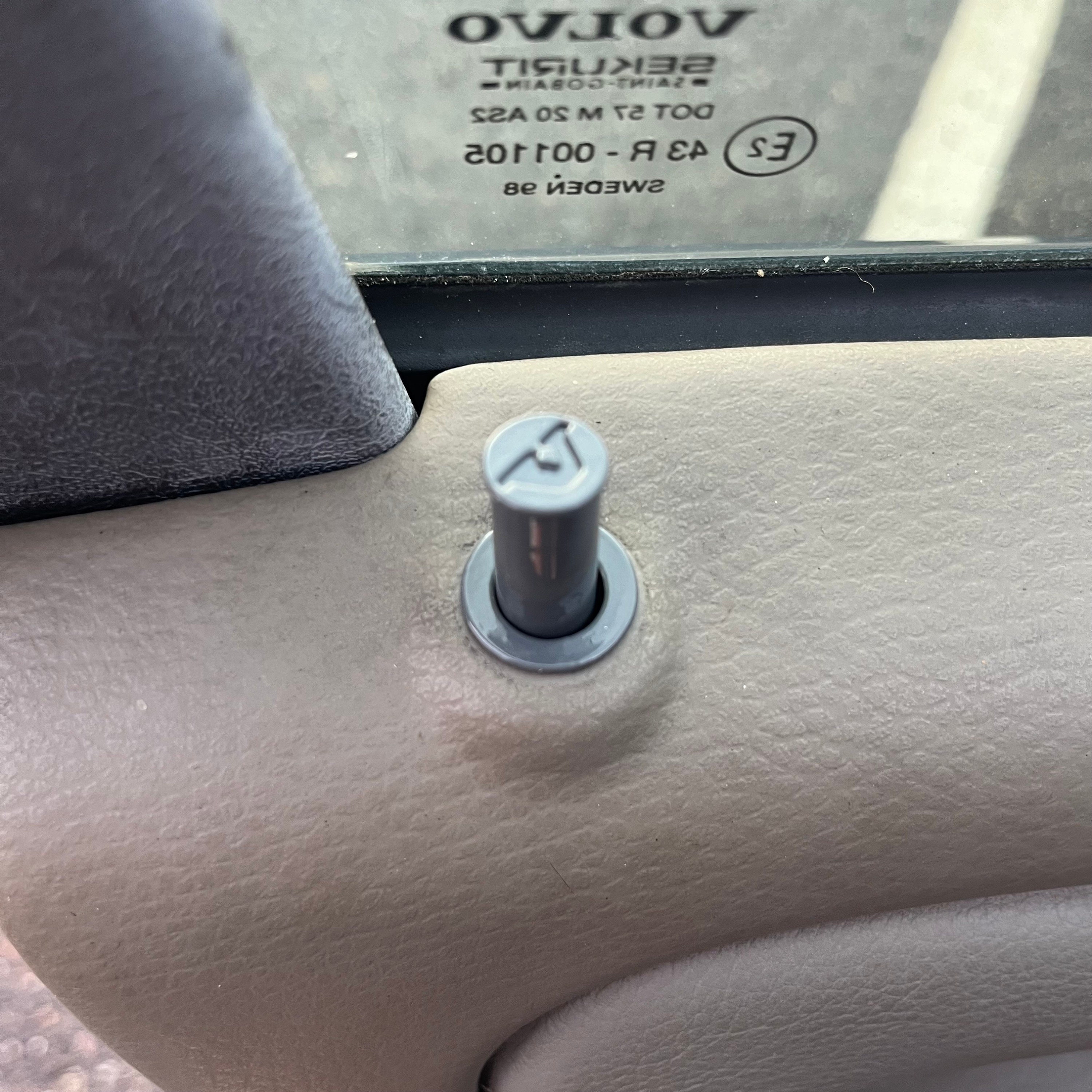 Volvo Lock Pin Bezel Set P80 & P2 Series - Etsy