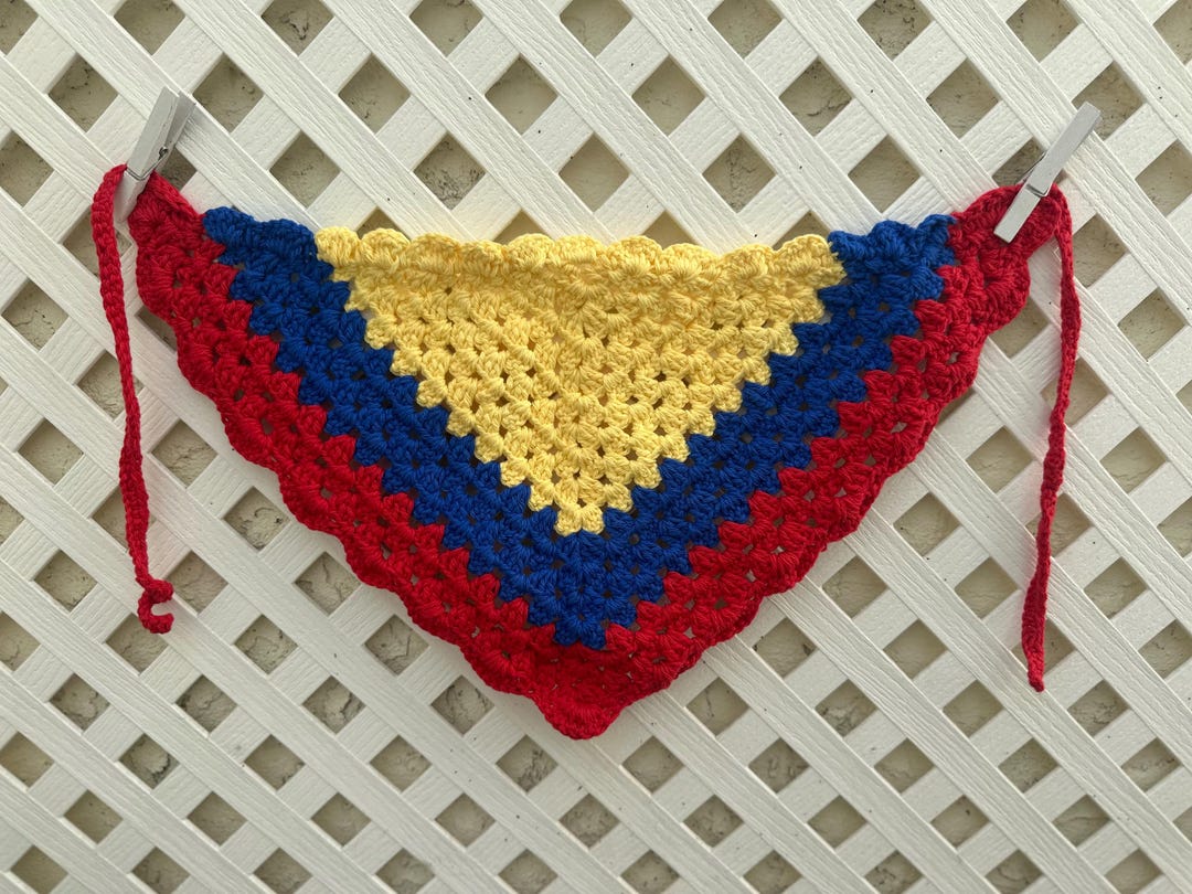 Bandana de crochet con la bandera colombiana / Pieza cultural y ...