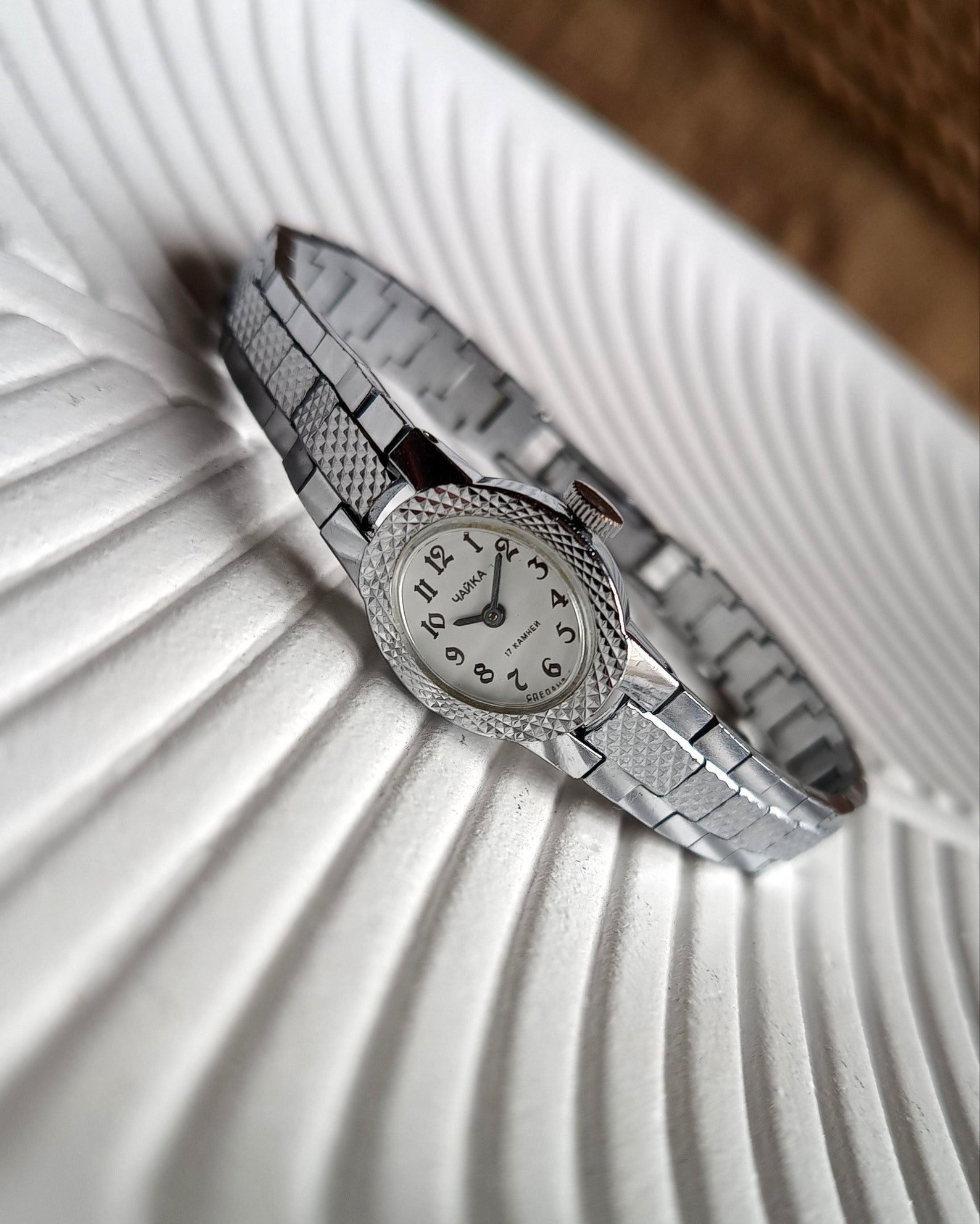 Watches for Woman, Classic Mechanical Vintage Watch 1990s, White Ladies ...