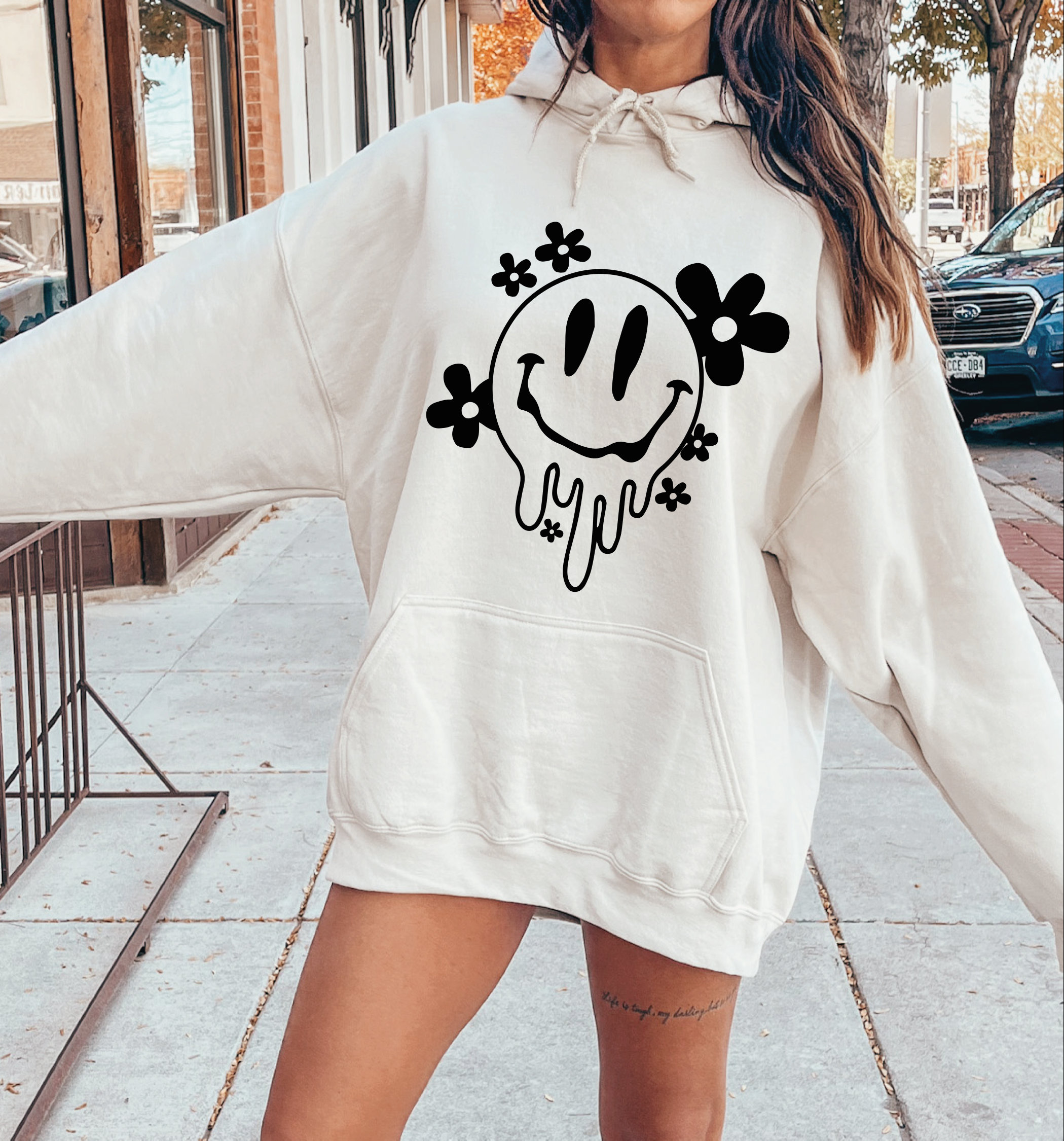 Drippy Smiley Face SVG PNG: Boho Stickers, Shirt Designs (digital ...
