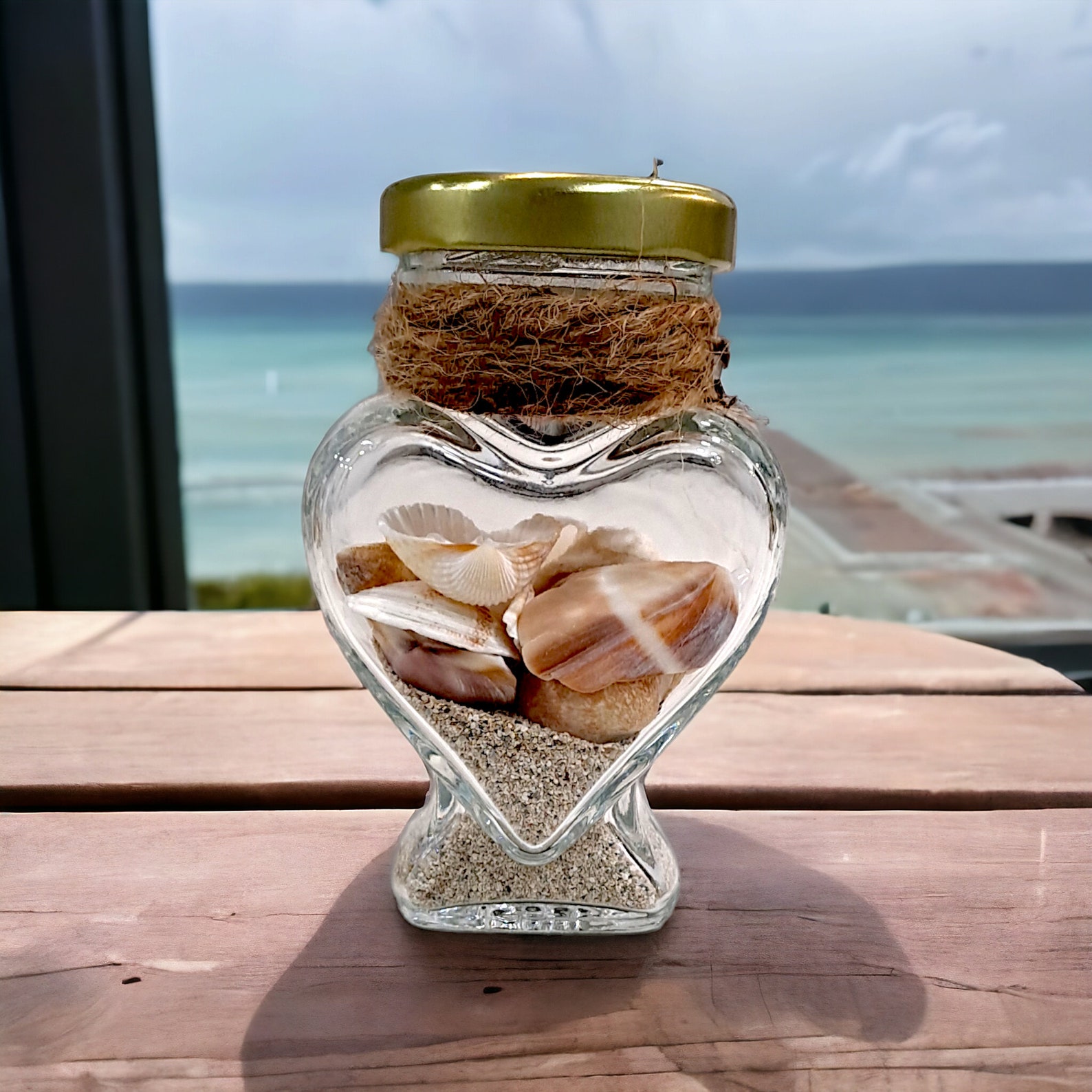 Maritime Living Seashell Crafts DIY Home Decor Beach Grass Cottage ...