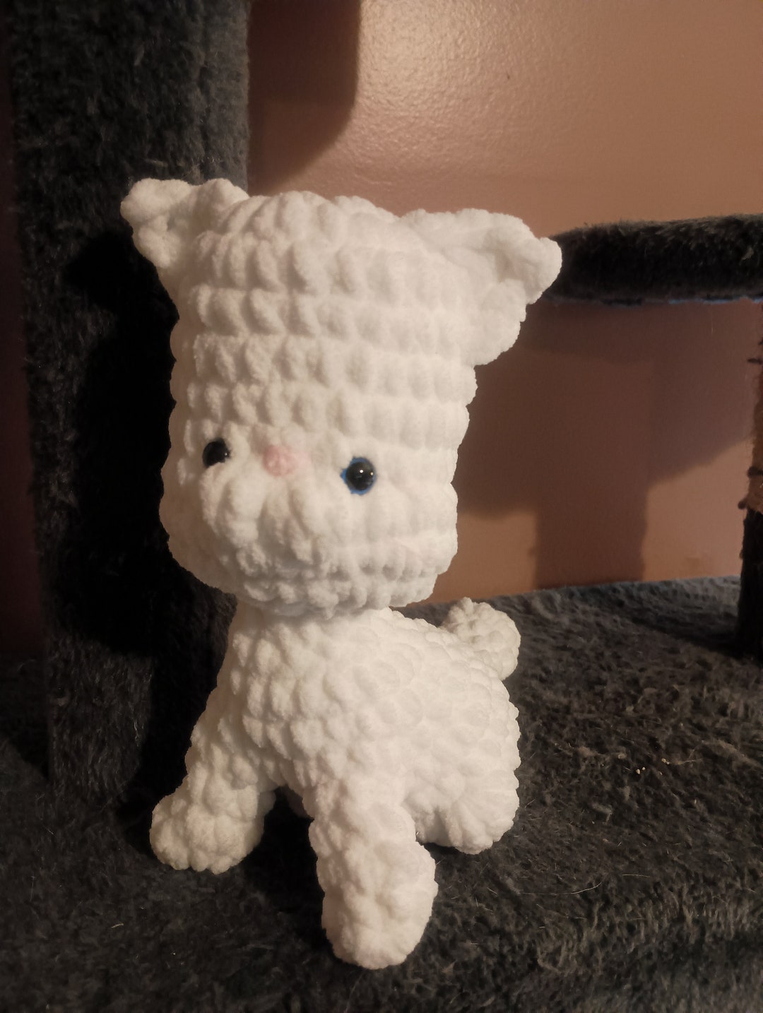 Snowball the Kitten, Crocheted Amigurumi Plushie - Etsy