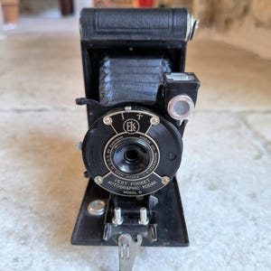 Eastman Kodak Vest Pocket Autographic, Model B, A127 Roll Film, Folding ...