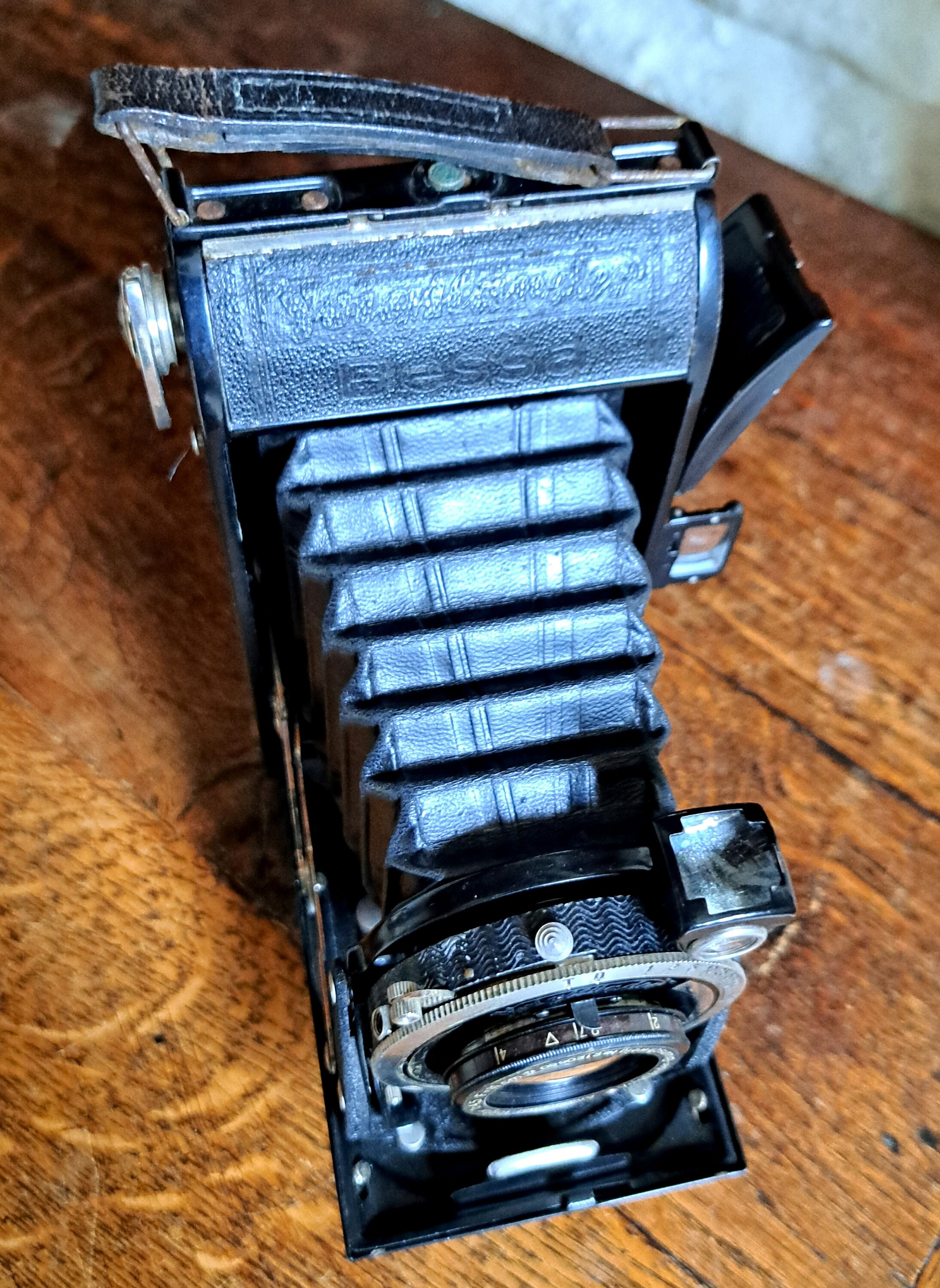 Voightlander Bessa 6x9cm Medium Format Folding Camera With Voightlander ...