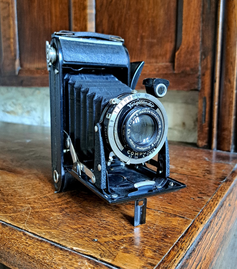 Voightlander Bessa 6x9cm Medium Format Folding Camera With Voightlander ...