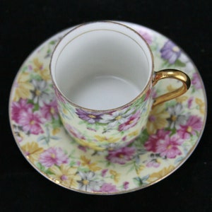 Royal Crown Porcelain Tea Cup & Saucer Set - Intricate Floral Design - Etsy