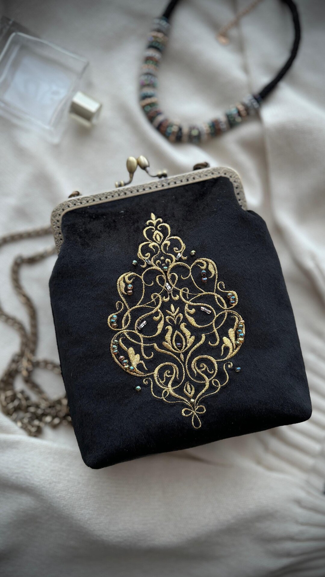 Elegant Ornamental Embroidery Design – Machine Embroidery Pattern ...