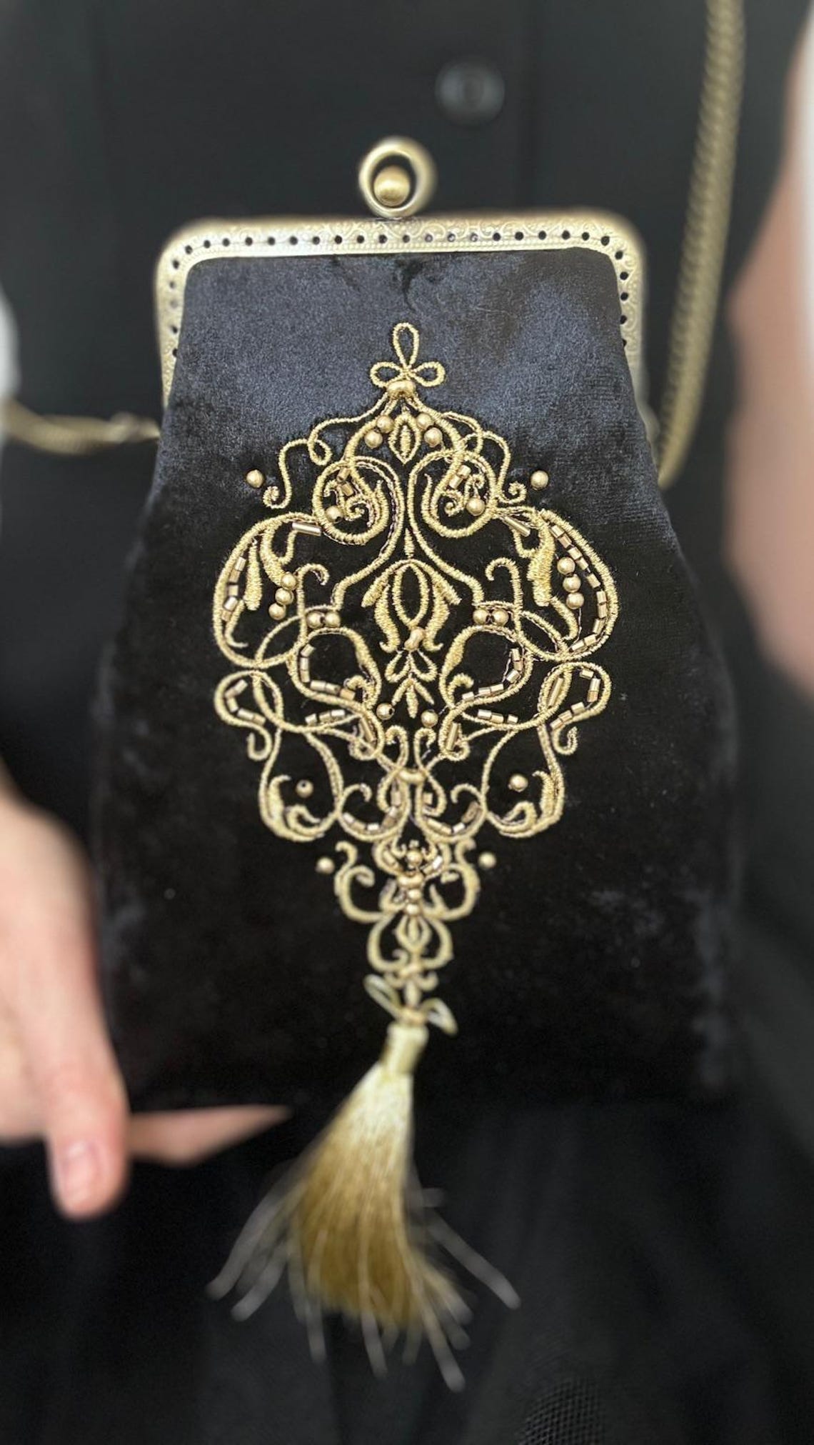 Elegant Ornamental Embroidery Design – Machine Embroidery Pattern ...