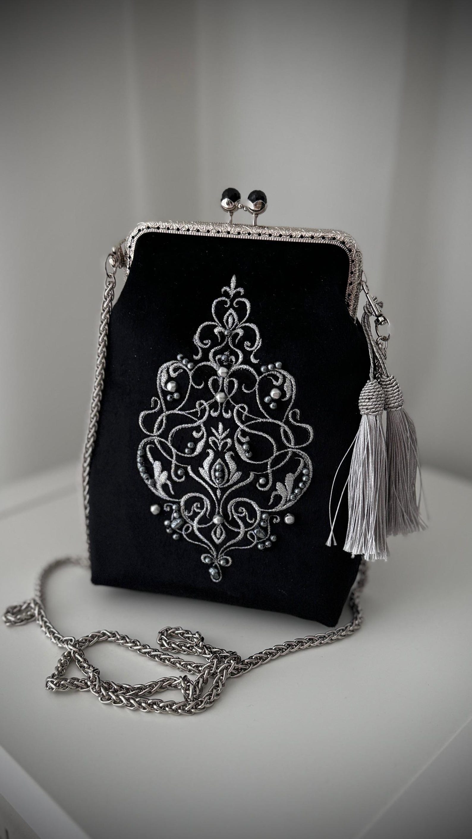 Elegant Ornamental Embroidery Design – Machine Embroidery Pattern ...