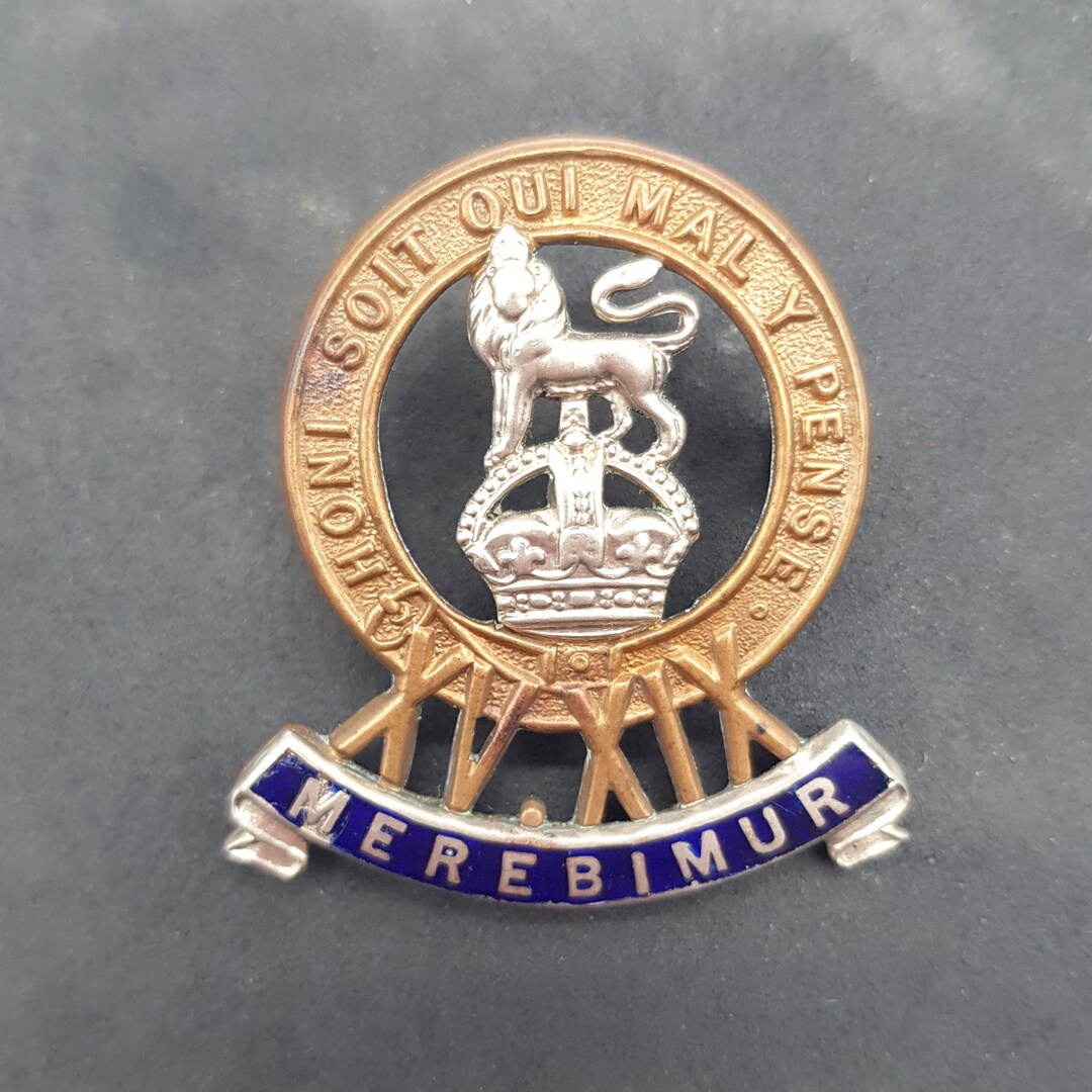 Militaria Kings Royal Hussars 15th/19th Officers Cap Badge 20th Century ...