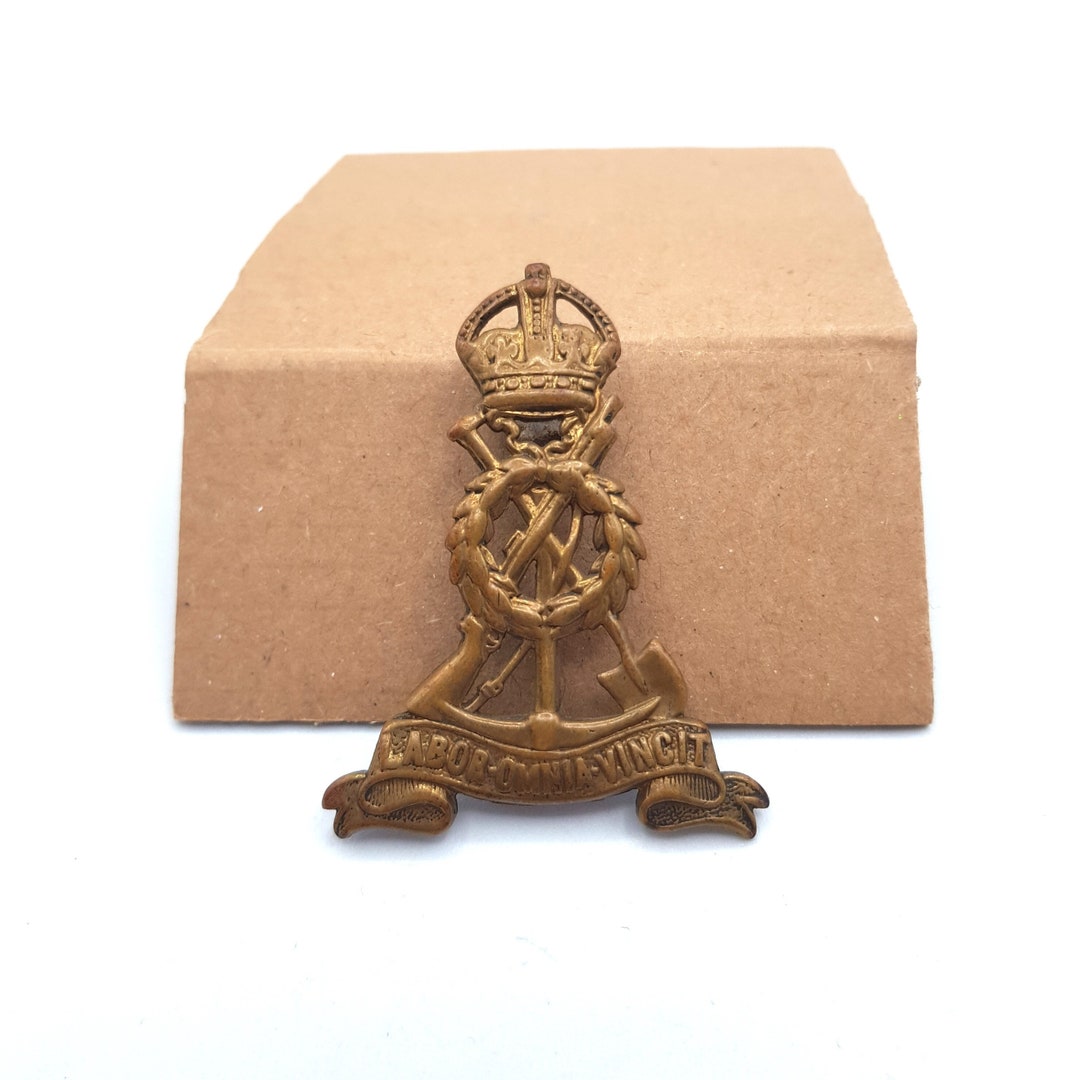 Royal Pioneer Corps Kings Crown Cap Badge 20th Century Vintage ...
