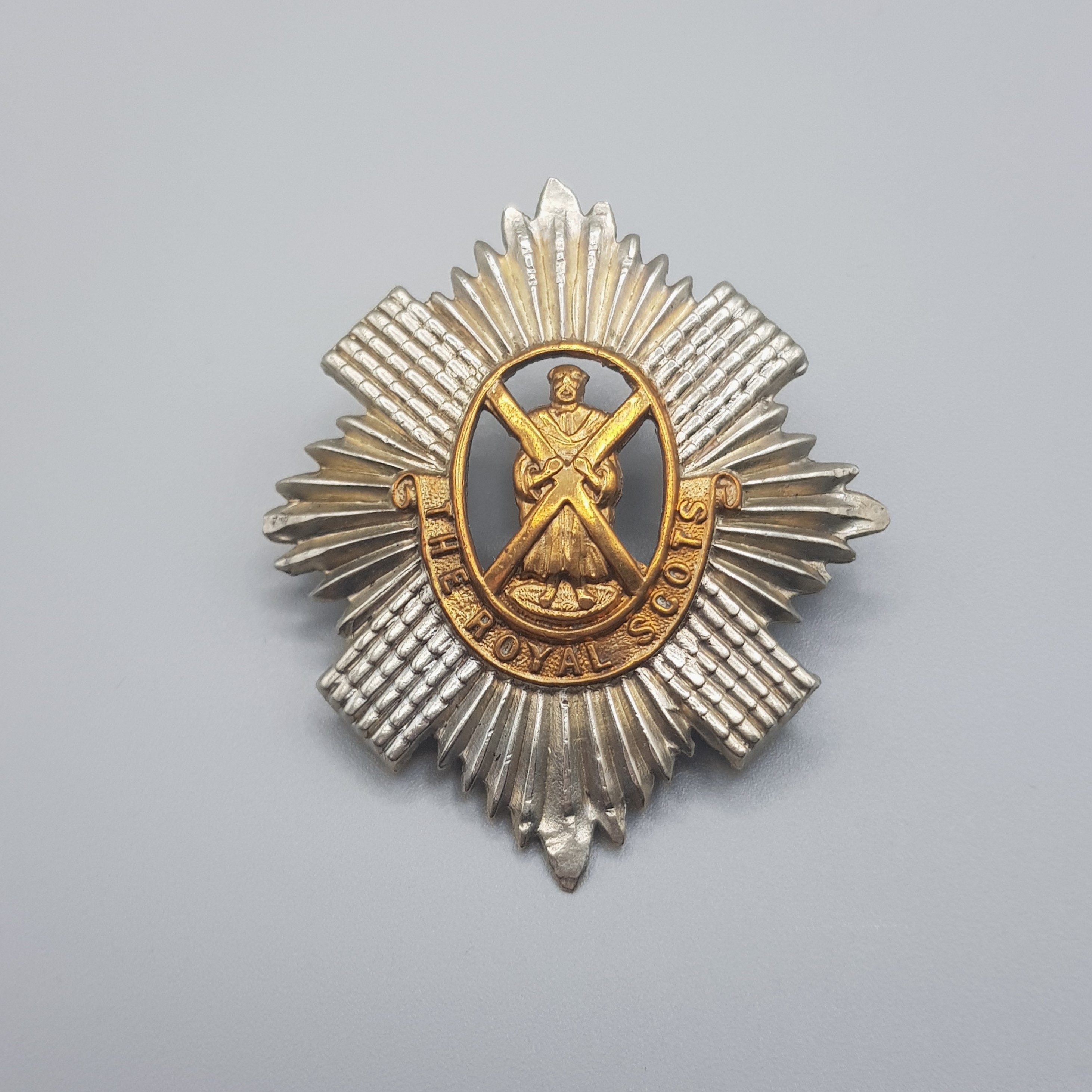 Military Cap Badges Royal Scots 20th Century Vintage Militaria ...