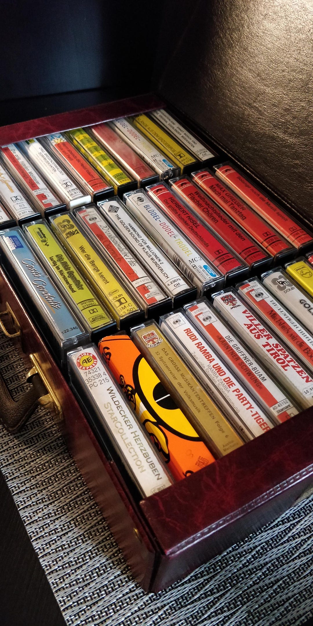 Vintage Cassette | Gift | 80s |90s | Collection | Set of 30 Pcs ...