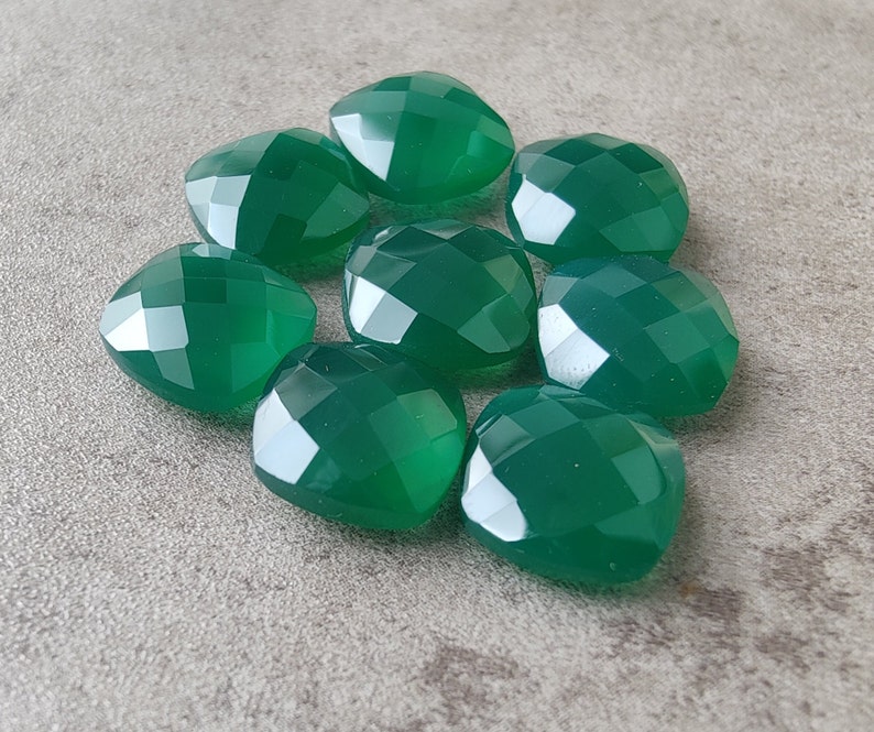 Green Onyx Gemstone: Square Cushion Shape Briolette Checker Cut, AAA+ ...