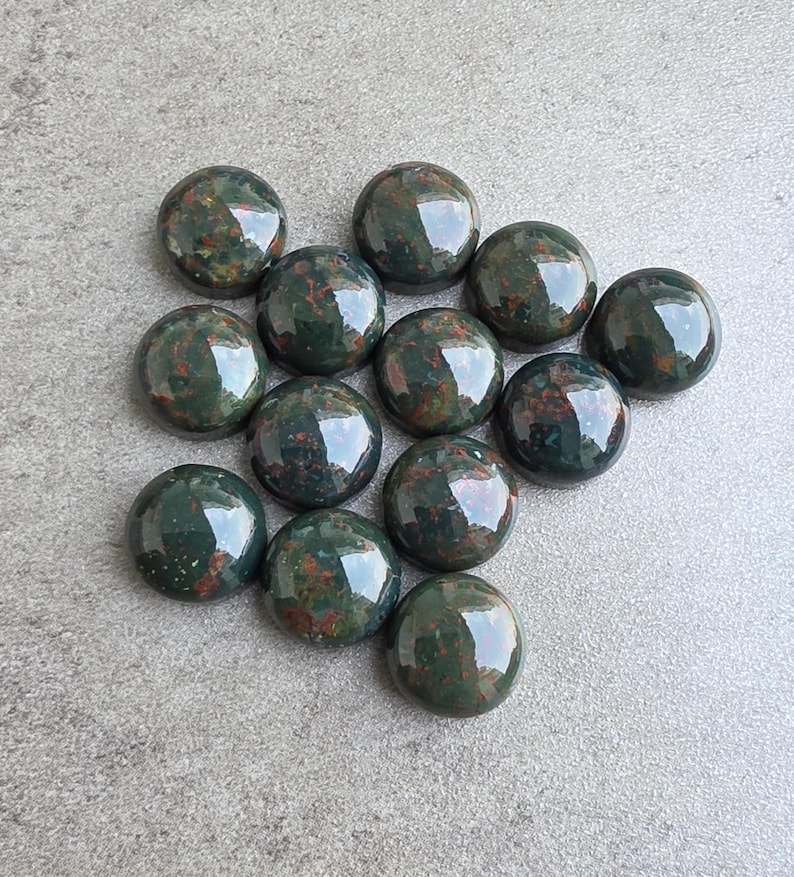 Natural Bloodstone Round Shape Flat Back Calibrated Wholesale Gemstones ...